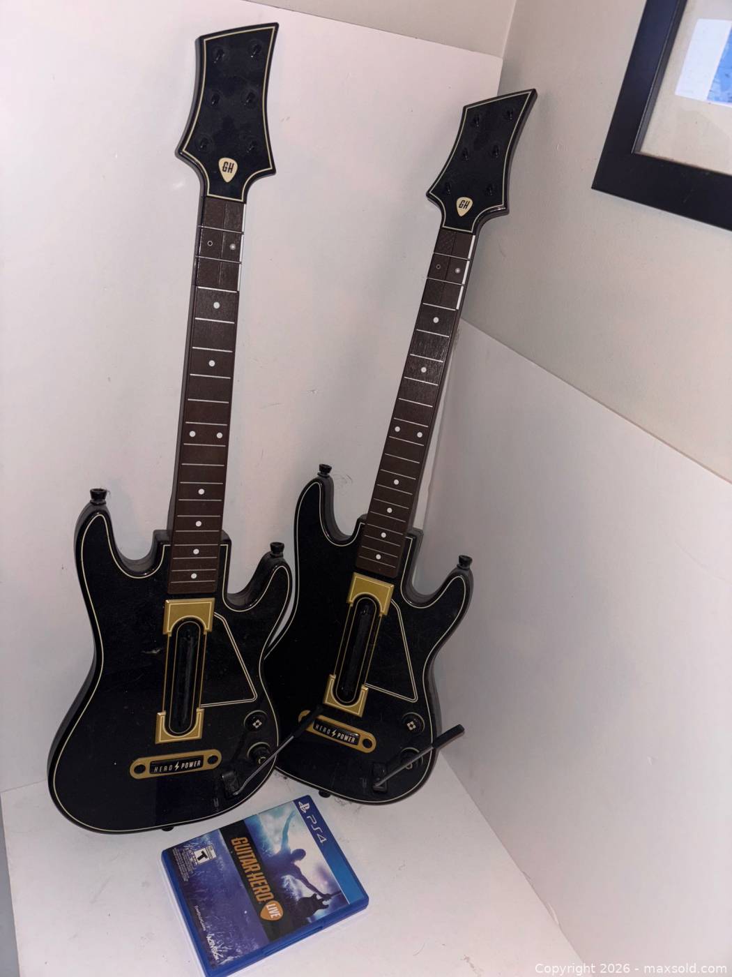PS4 Guitar Hero Live game with 2 guitars | Maxsold