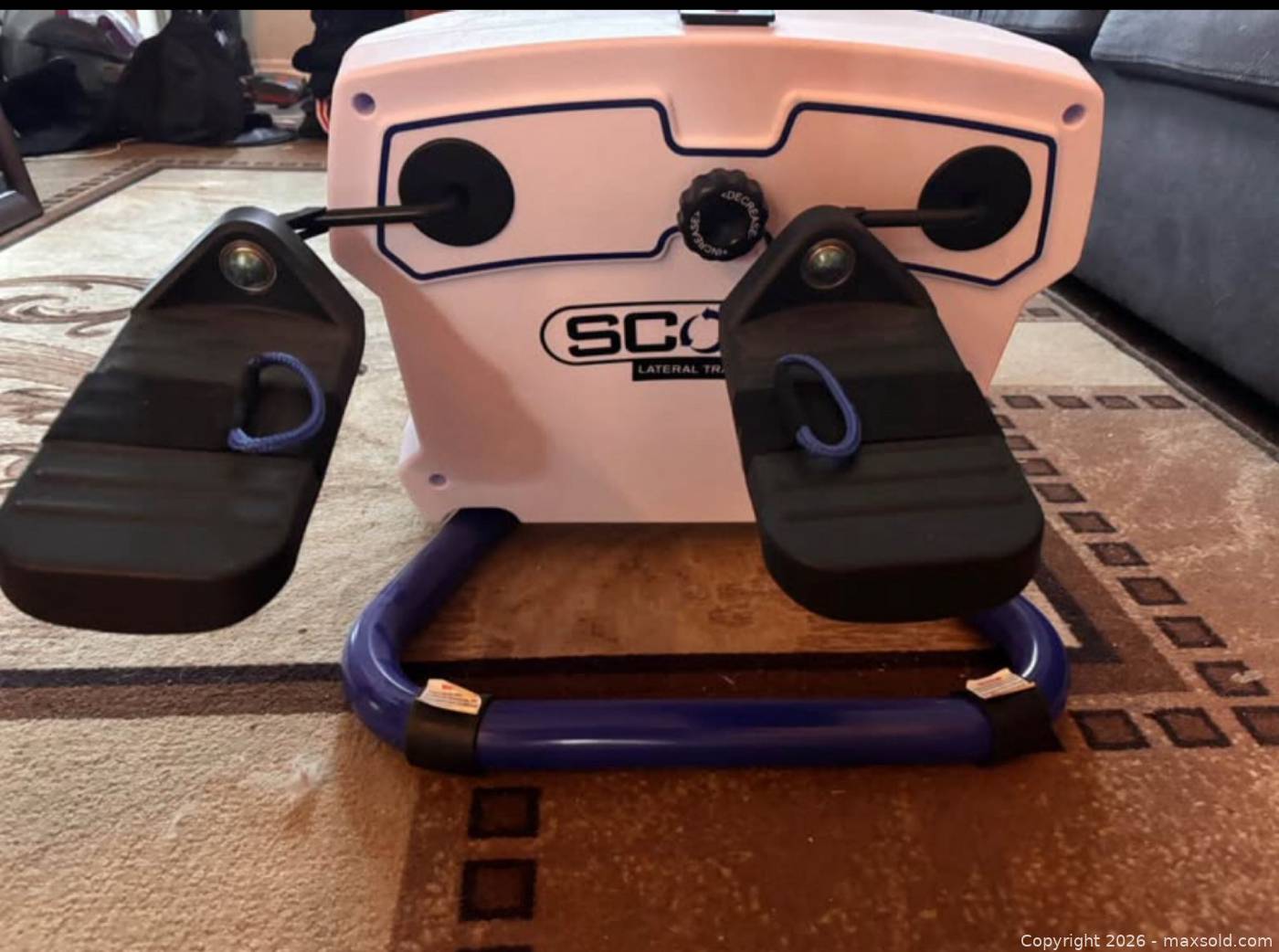 Scoop Fit under-desk lateral leg motion trainer | Maxsold