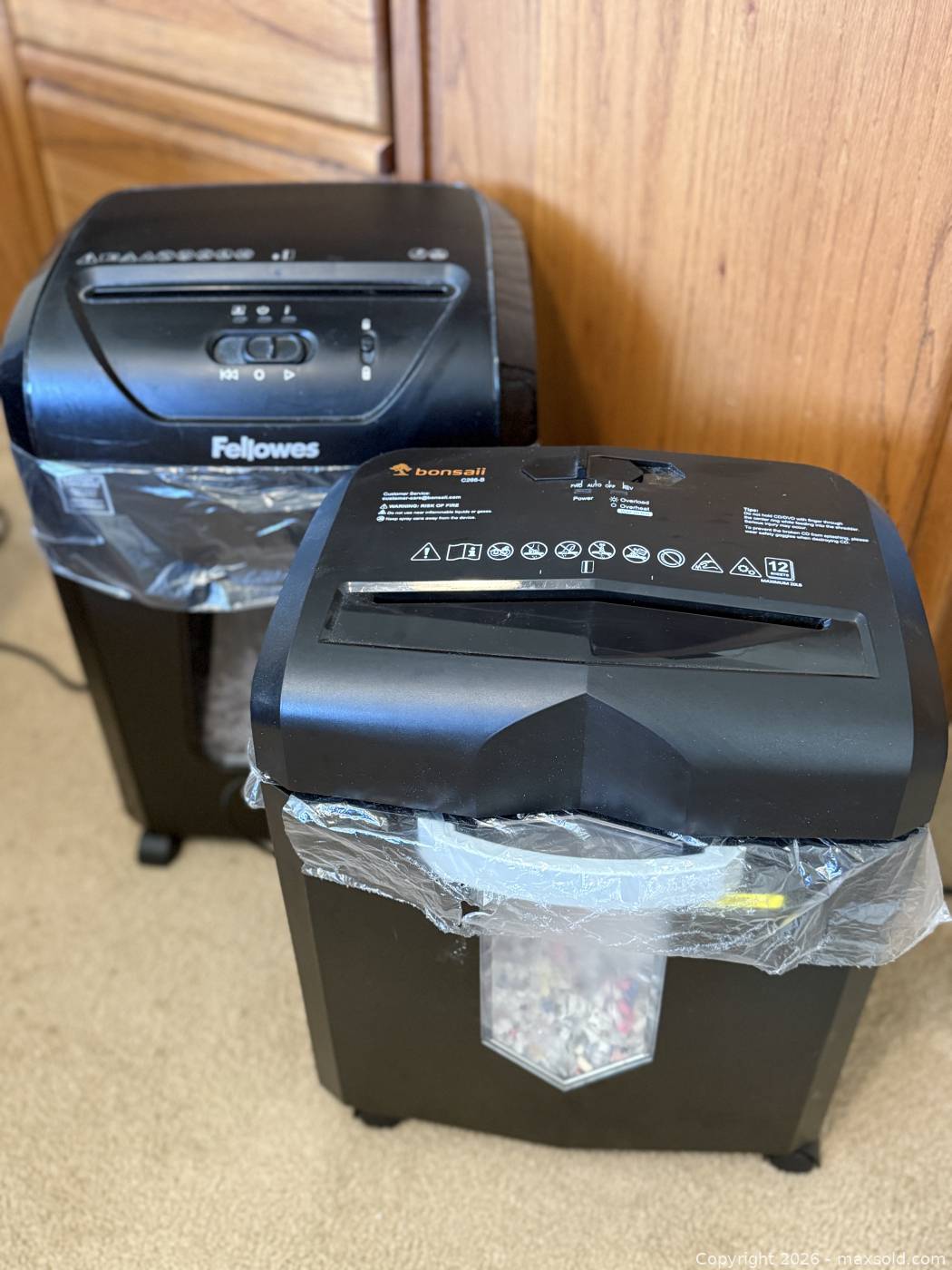 Bonsaii C266-B & Fellowes paper shredders | Maxsold