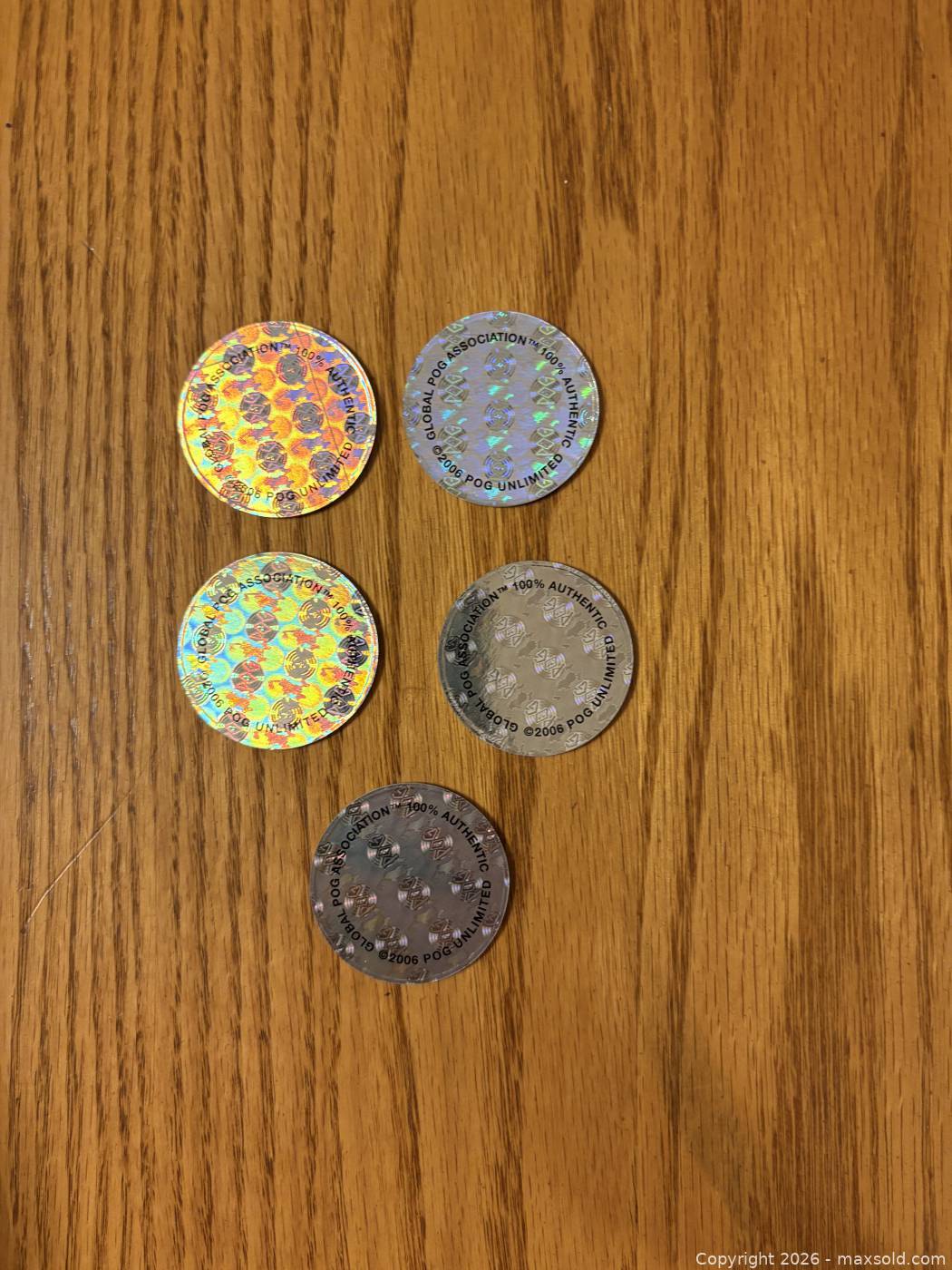 5 NHL pogs | Maxsold