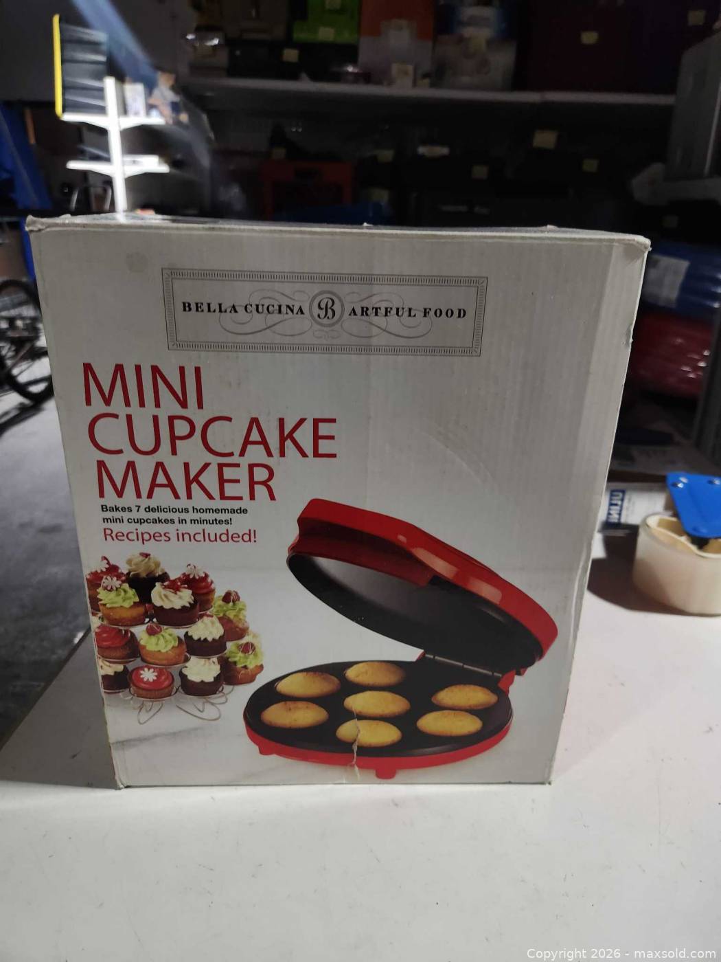 Bella Cucina Mini Cupcake Maker In Box | Maxsold