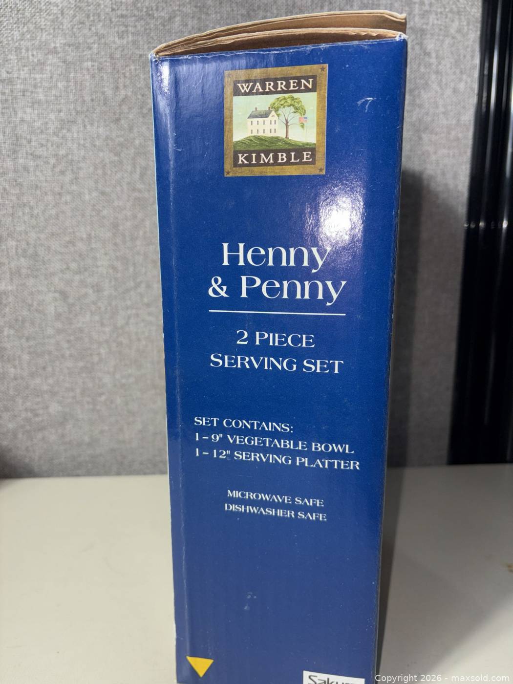 Warren Kimble Henny & Penny stoneware 18-piece | Maxsold