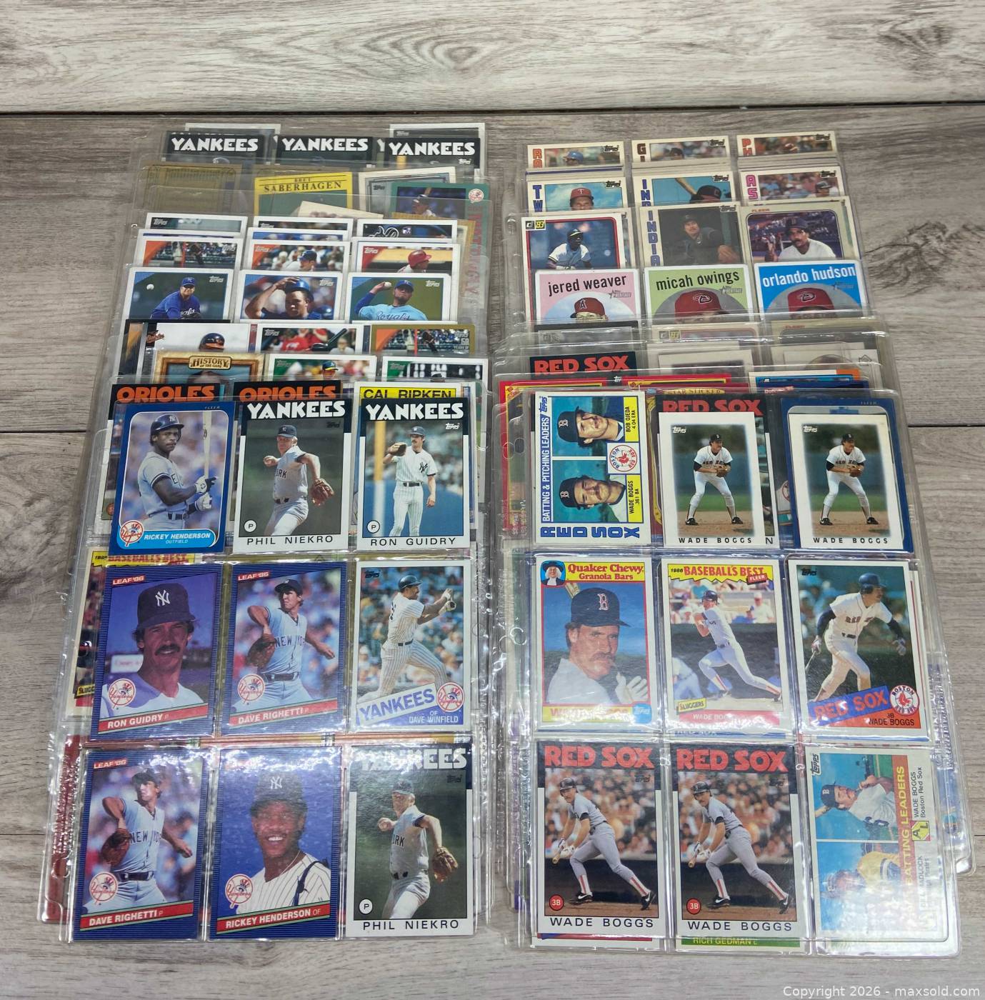 Vintage baseball trading cards in sleeves | Maxsold
