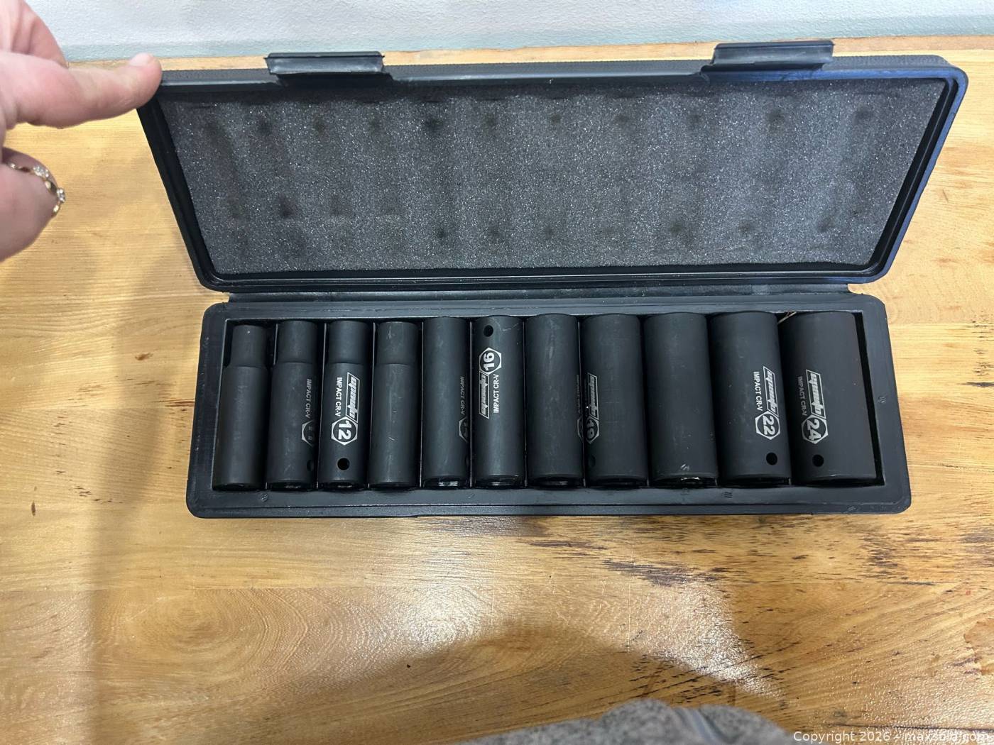 EPAuto 10-pc 1/2" Metric Deep Impact Socket Set | Maxsold