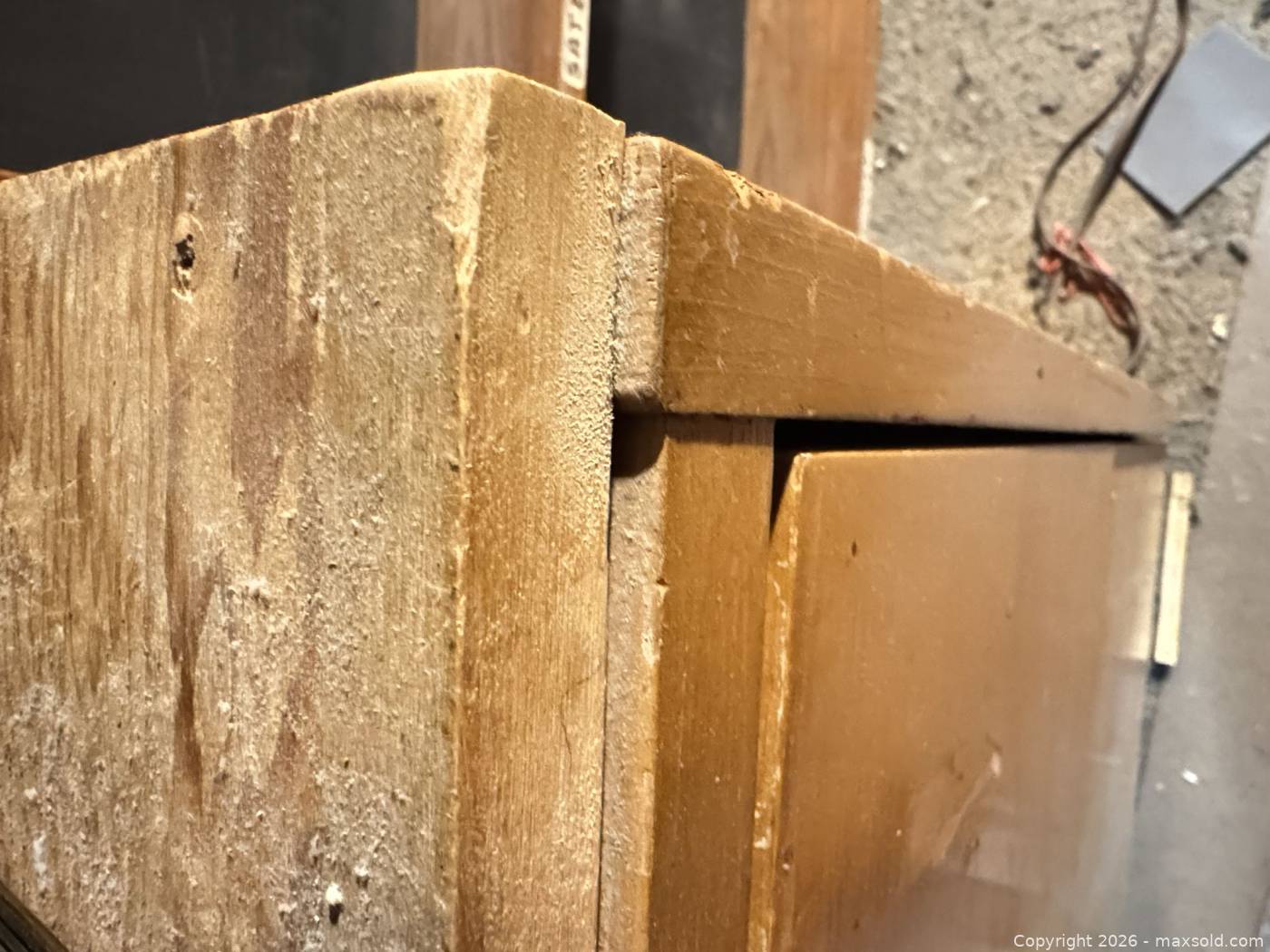 Sunar 2-drawer lateral file cabinet | Maxsold