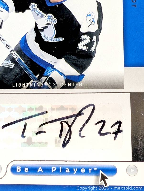 2005 Tim Taylor autographed hockey card | Maxsold