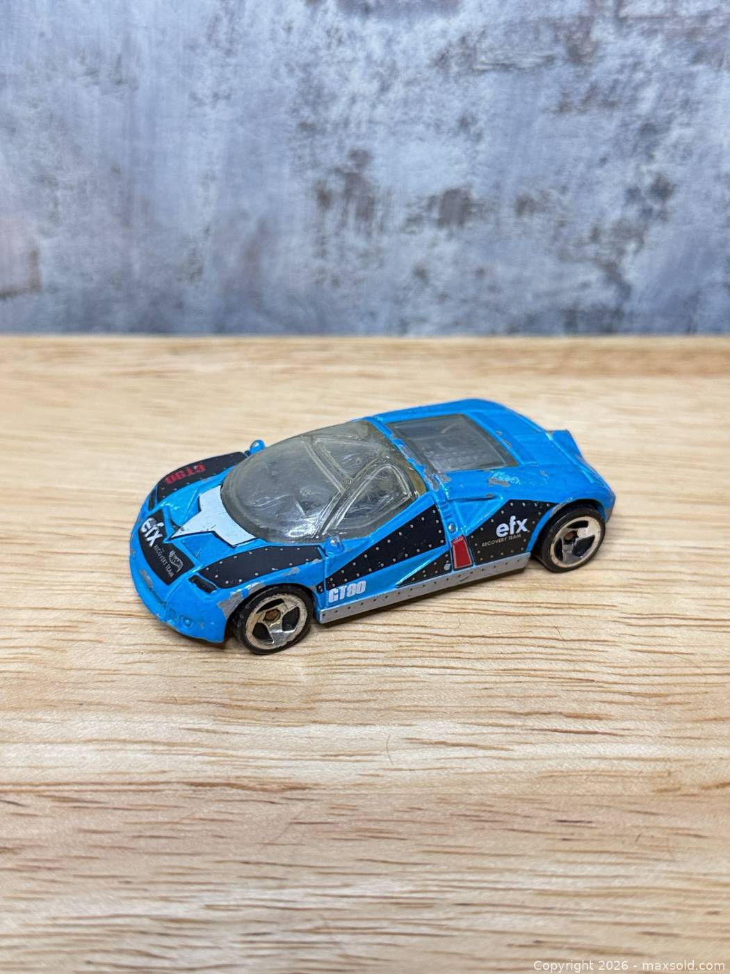 Hot Wheels GT90 1997 blue racing die-cast car | Maxsold