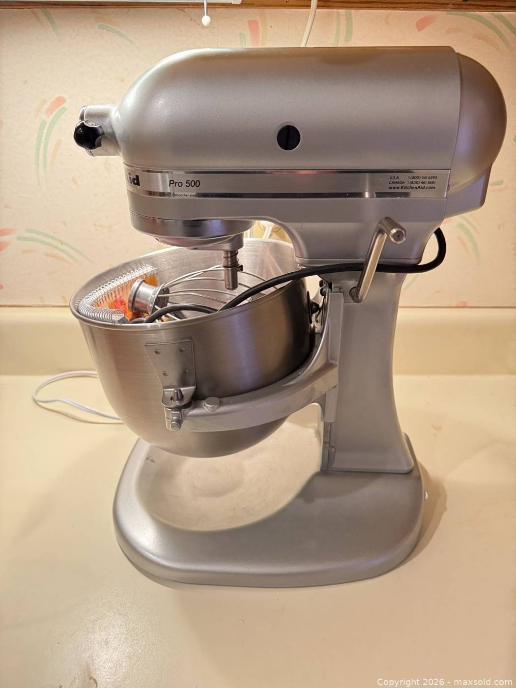 KitchenAid Pro 500 Stand Mixer with Bowl & 3 Attachments | Maxsold