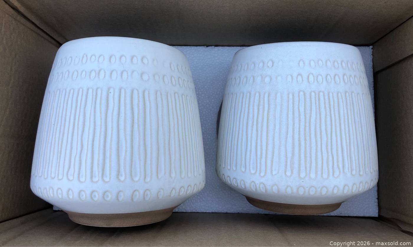 Pair cream boho ceramic planters | Maxsold