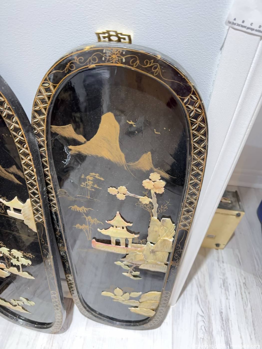 Set of 6 Asian lacquer wall panels with mother-of-pearl inlay | Maxsold