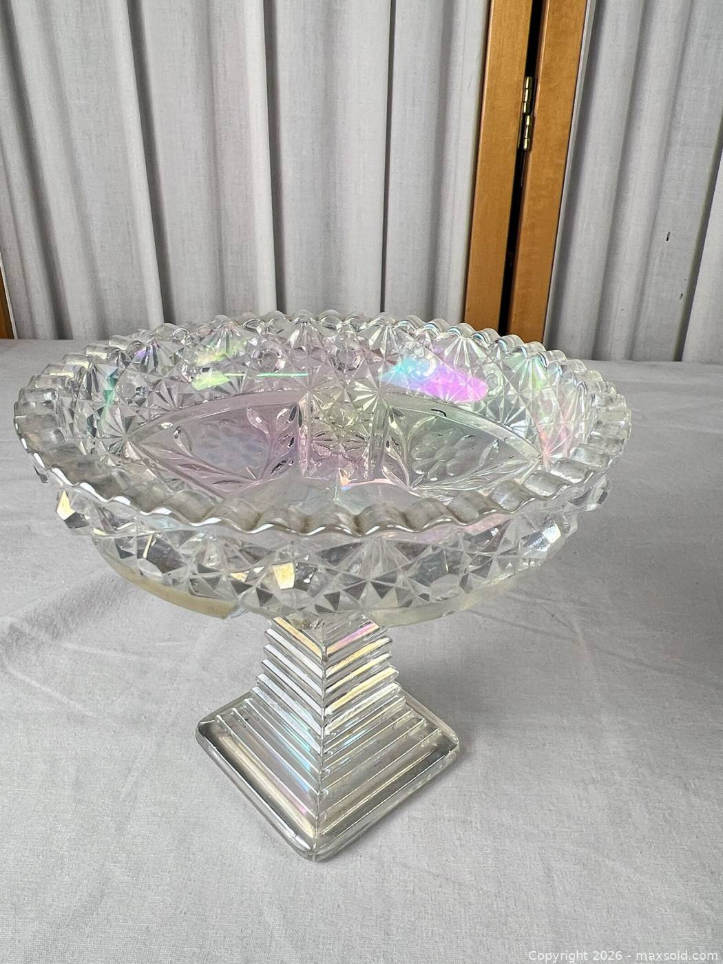 L.E. Smith iridescent pressed glass pedestal compote | Maxsold