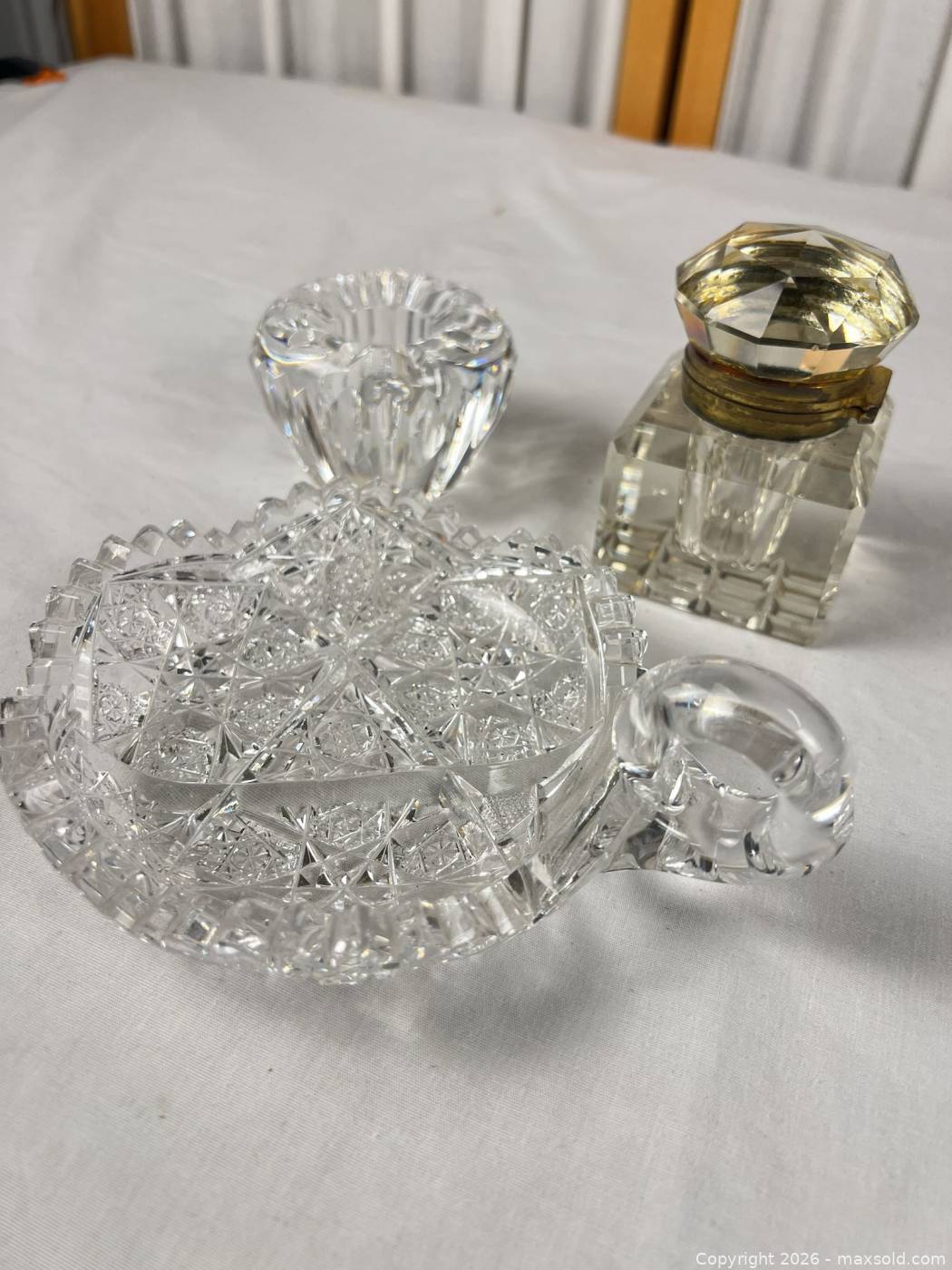 3 Cut Crystal Vanity Pieces | Maxsold