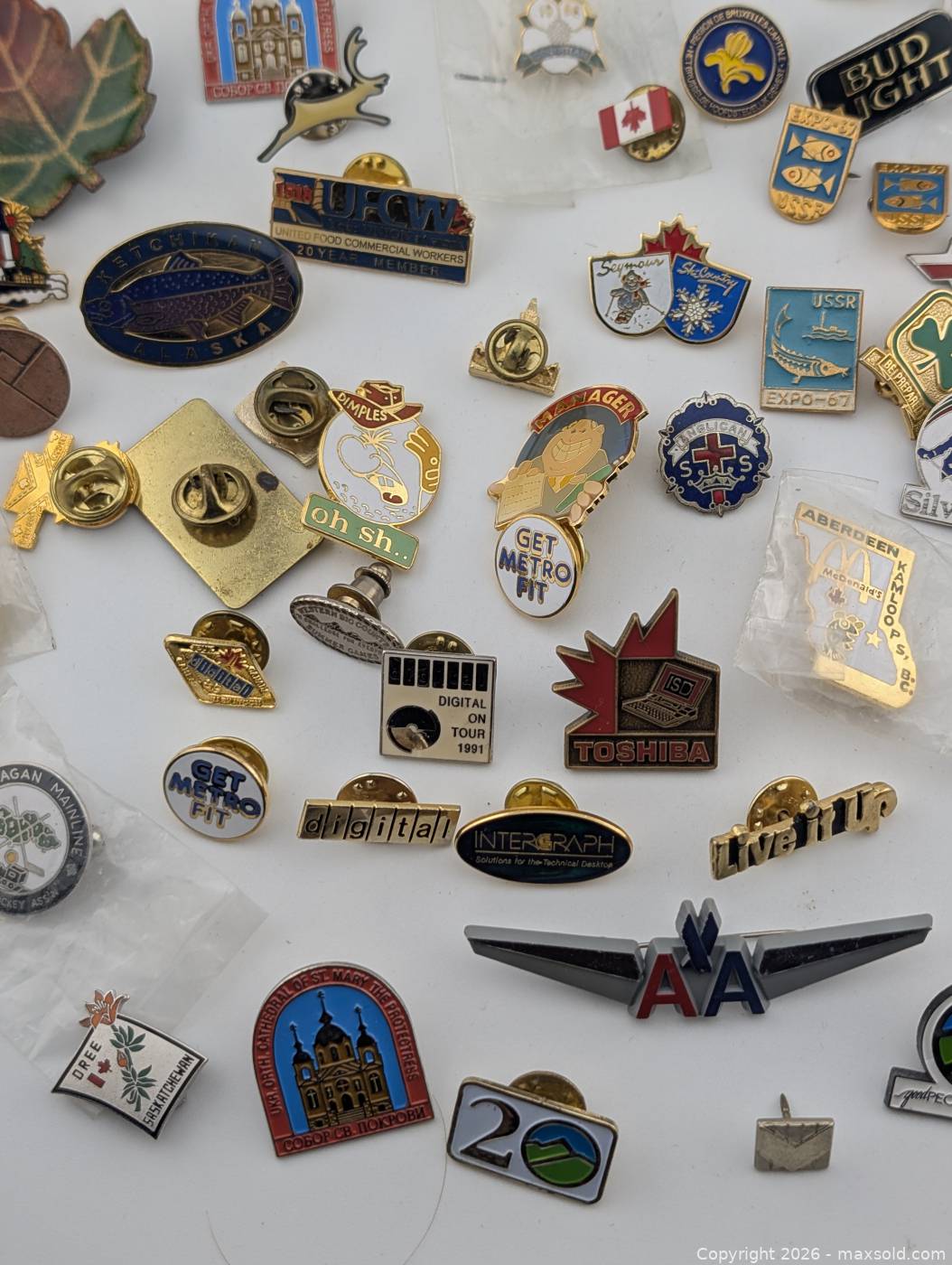 Vintage enamel lapel pin collection | Maxsold