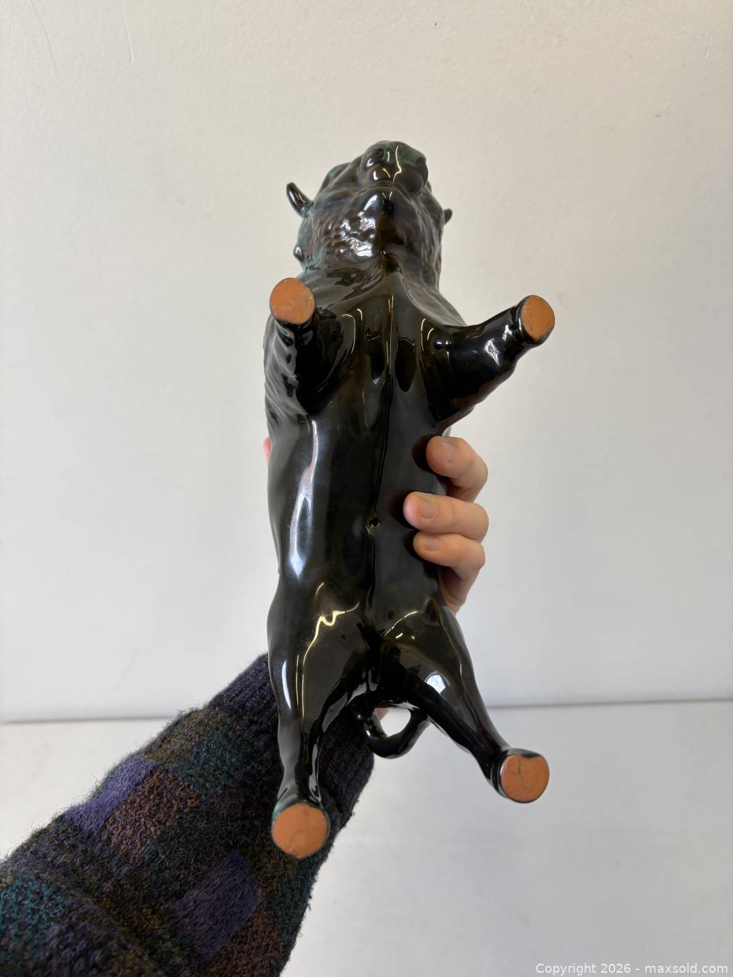 Blue Mountain Pottery buffalo figurine | Maxsold