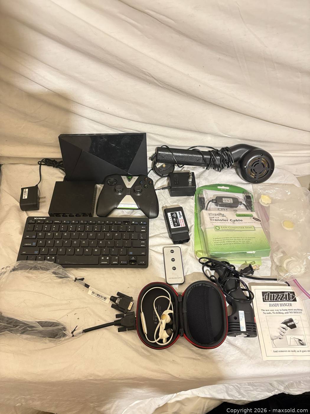 Nvidia Shield streaming bundle with D-Link switch, keyboard, earbuds ...