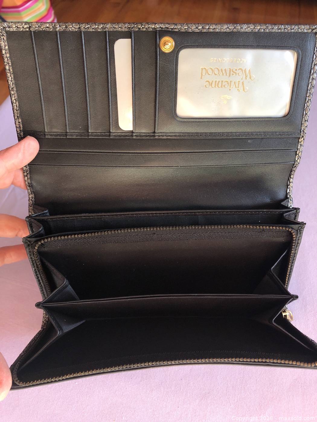 Vivienne Westwood pewter bifold wallet | Maxsold