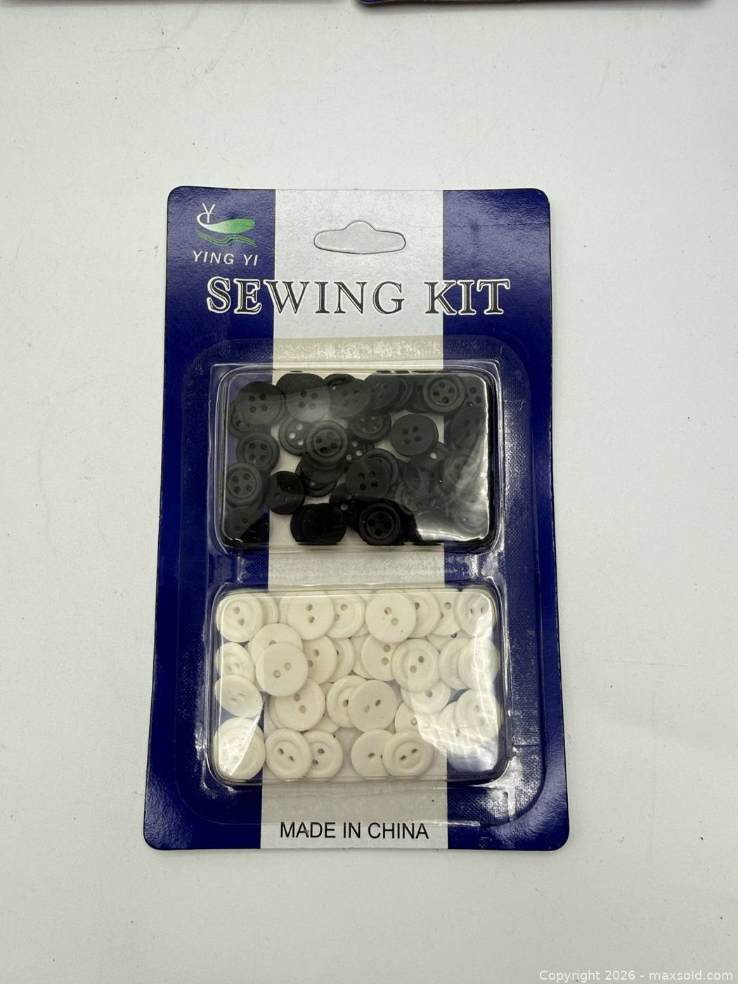 6 Packs White & Black Buttons | Maxsold