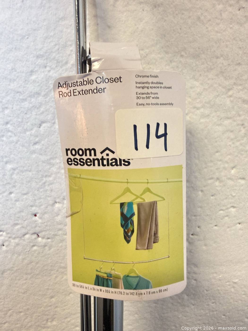 Room Essentials adjustable hanging closet rod extender | Maxsold
