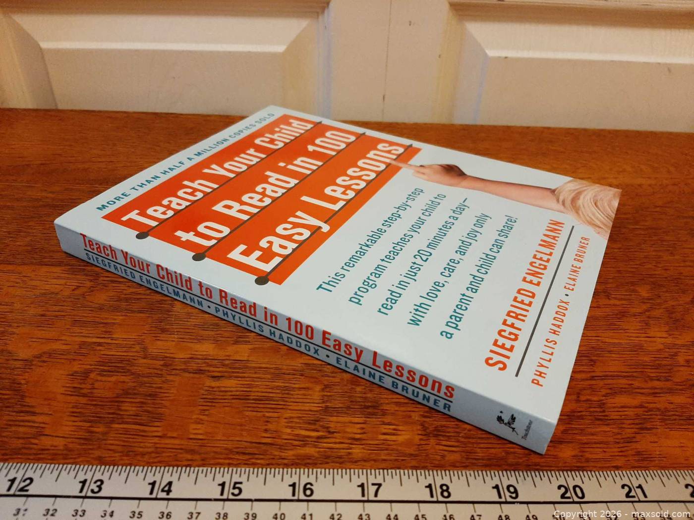 Teach Your Child to Read in 100 Easy Lessons paperback | Maxsold