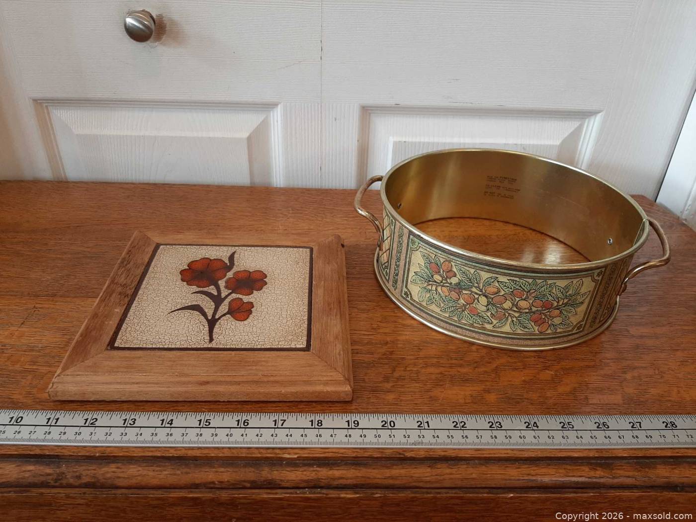 Vintage Pyrex 624 metal casserole carrier and floral ceramic tile ...