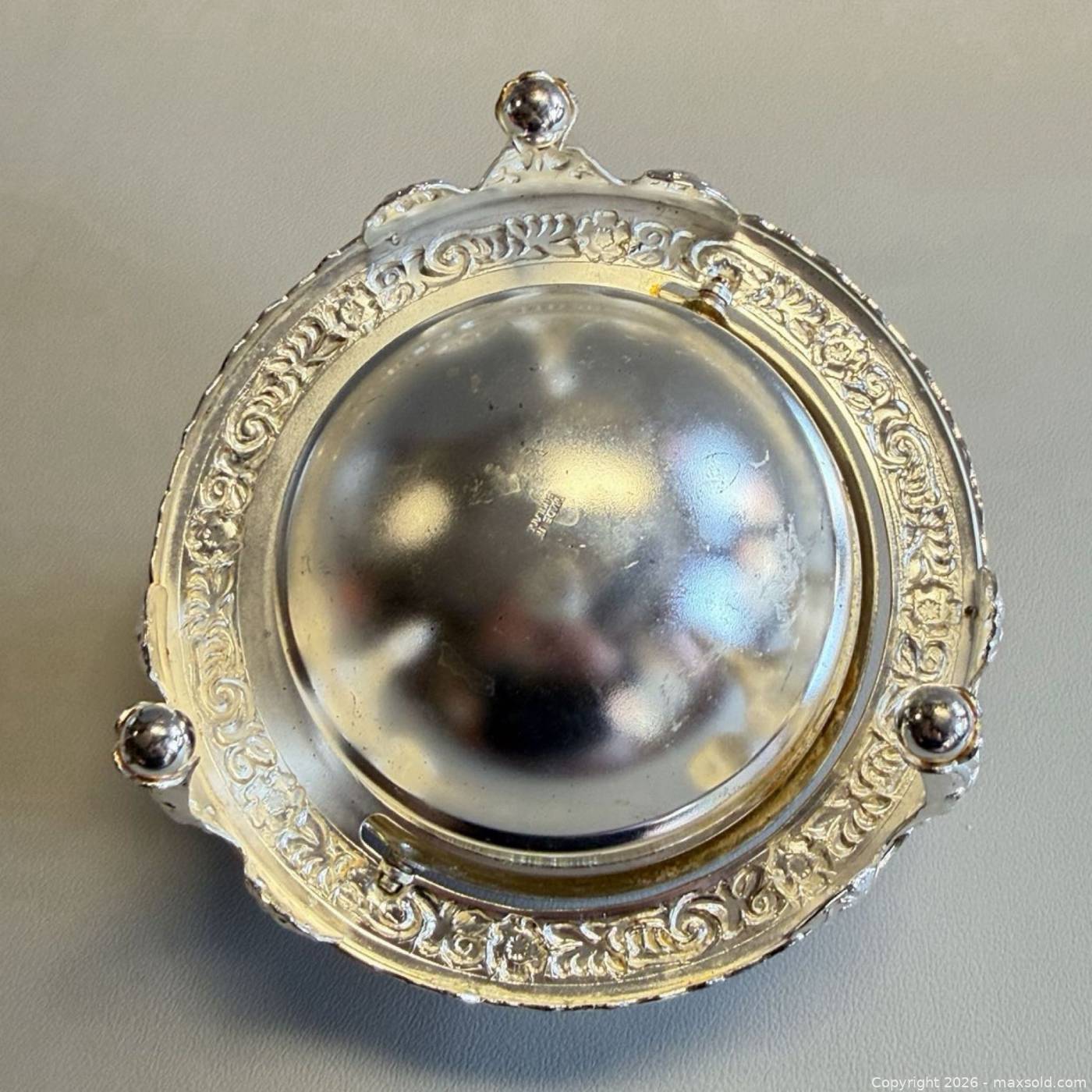 Vintage silver-plated roll-top dish, Irvinware silent butler and oval ...