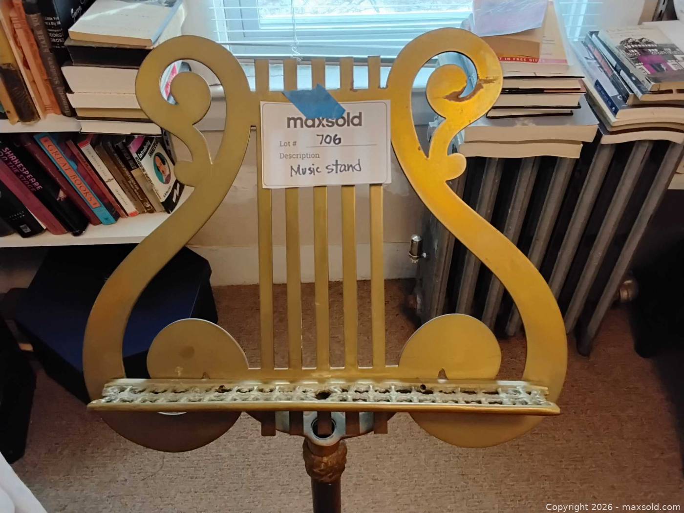 Brass Lyre-Style Floor Music Stand | Maxsold