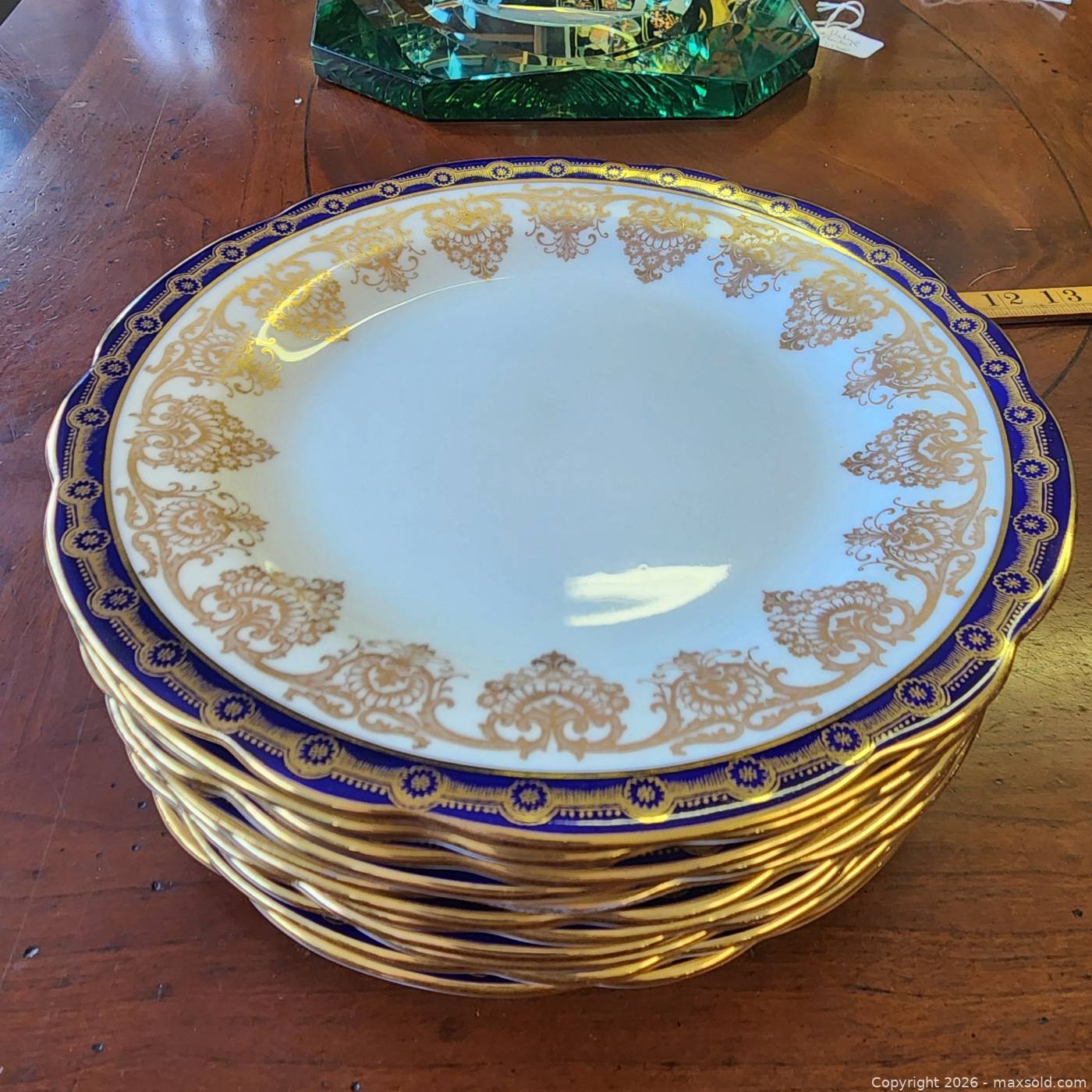 Aynsley cobalt blue & gold gilt dinner plates, 9" 11-pc | Maxsold