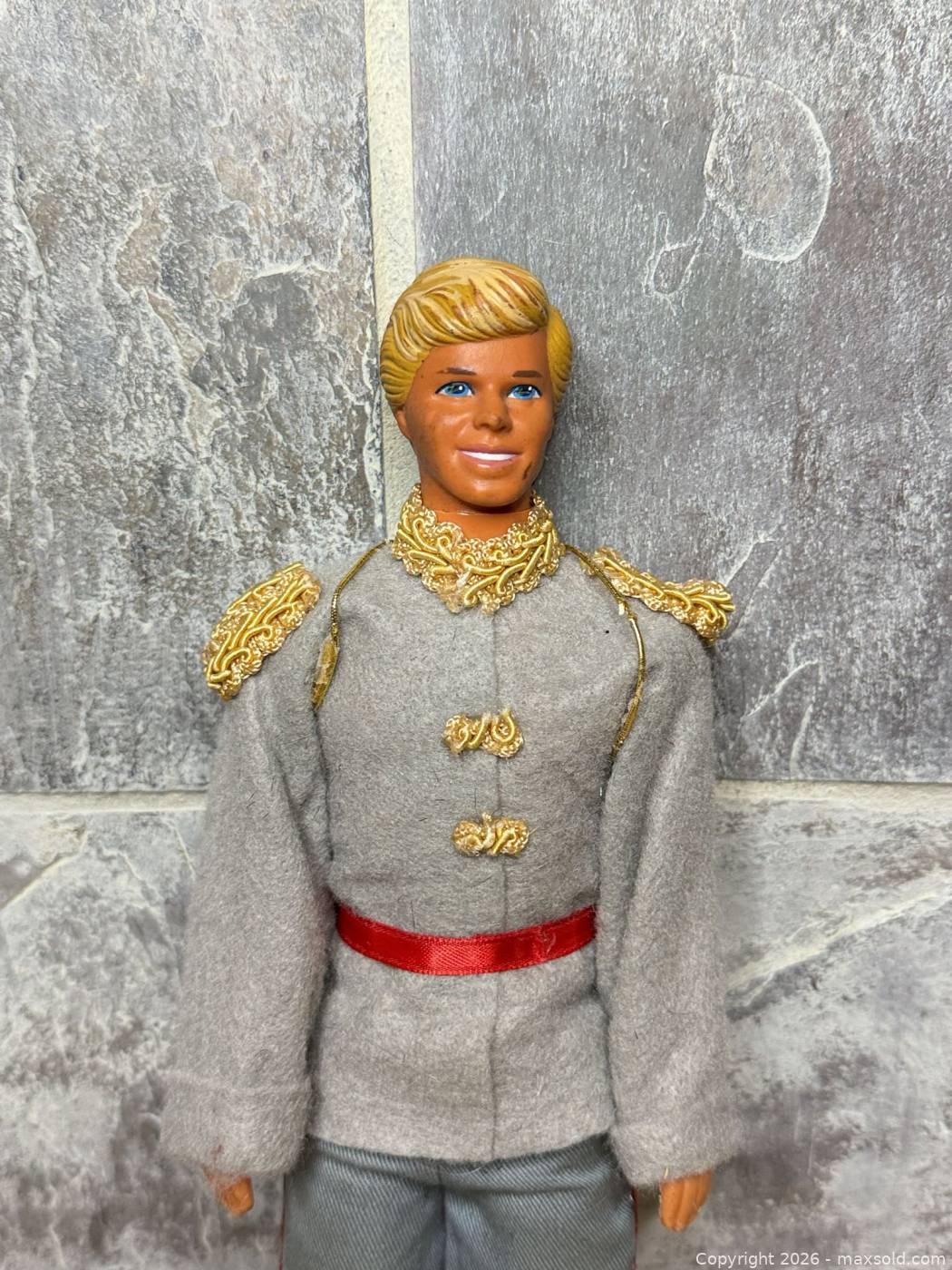 1988 Mattel Ken-style male fashion doll | Maxsold