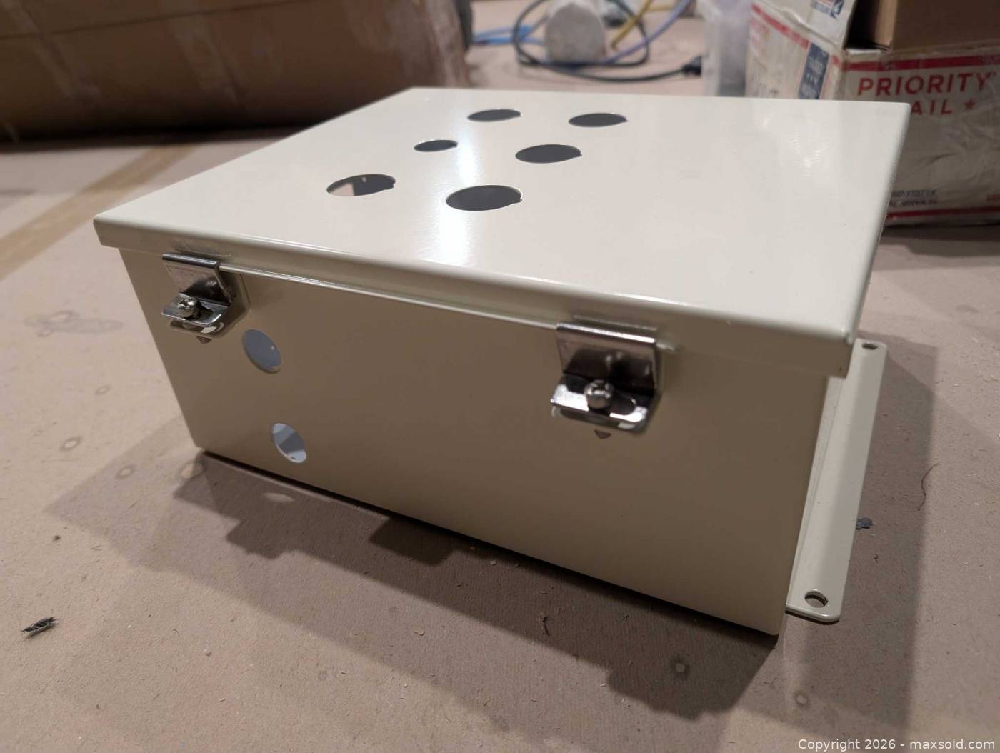 Electrical control enclosures with knockouts | Maxsold