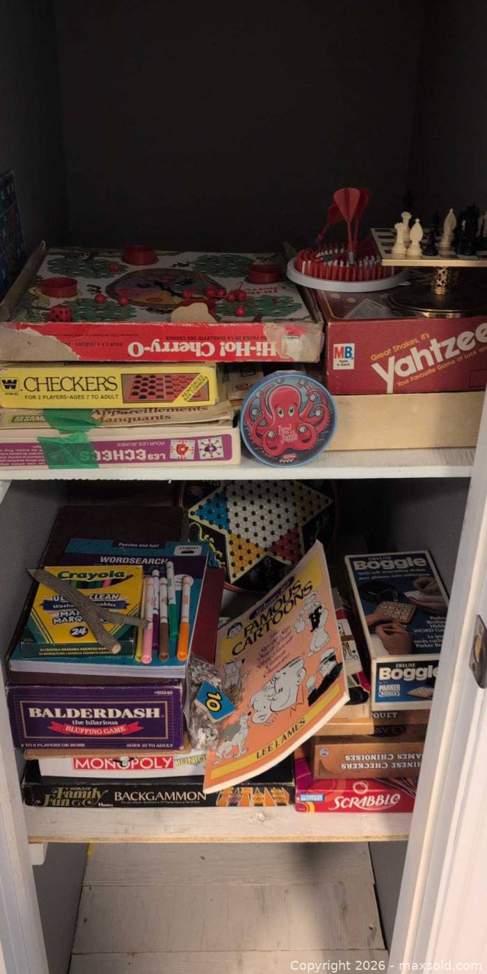 Board games including Yahtzee, Scrabble, Boggle | Maxsold