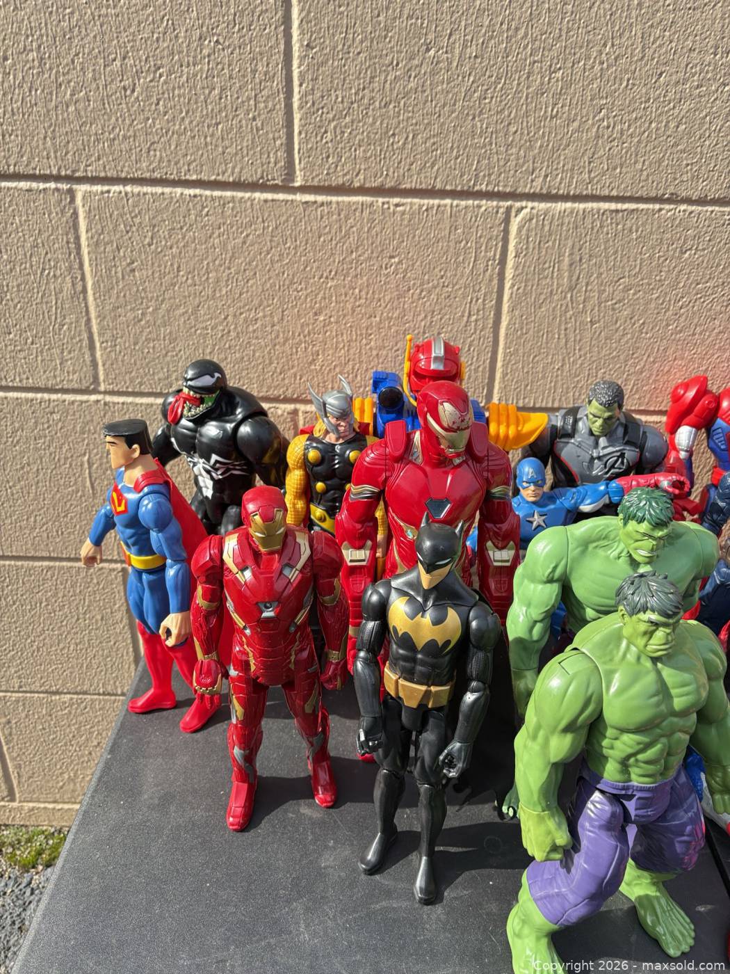 Approx. 22 Marvel, DC & Pixar action figures 4-9" | Maxsold