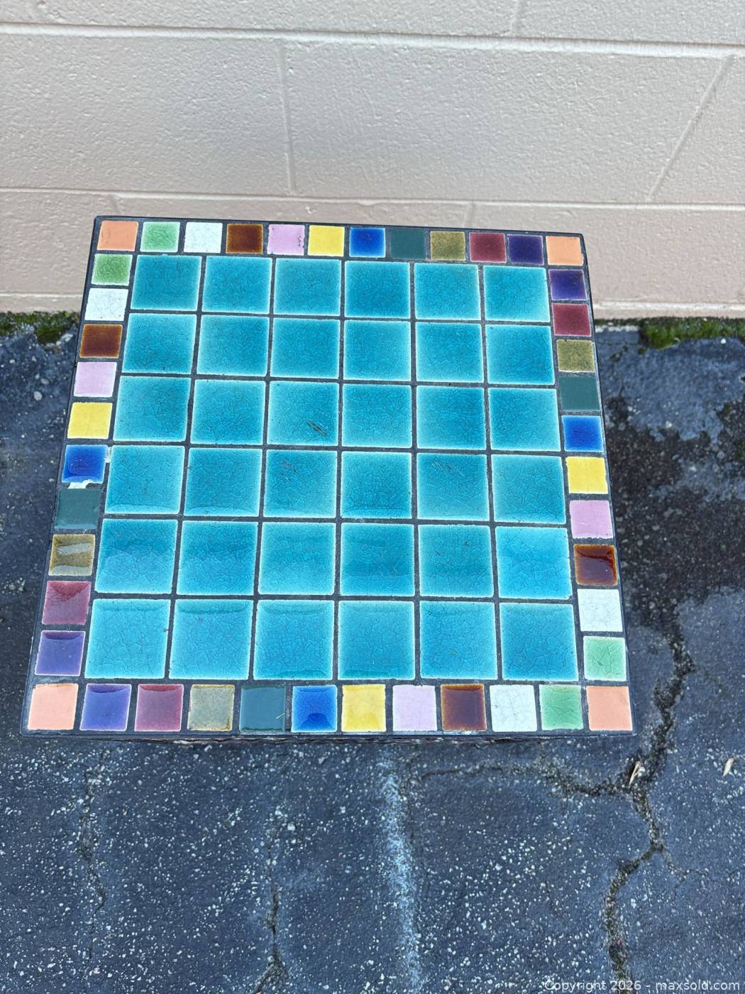 Square Tiled Accent Table / Plant Stand | Maxsold