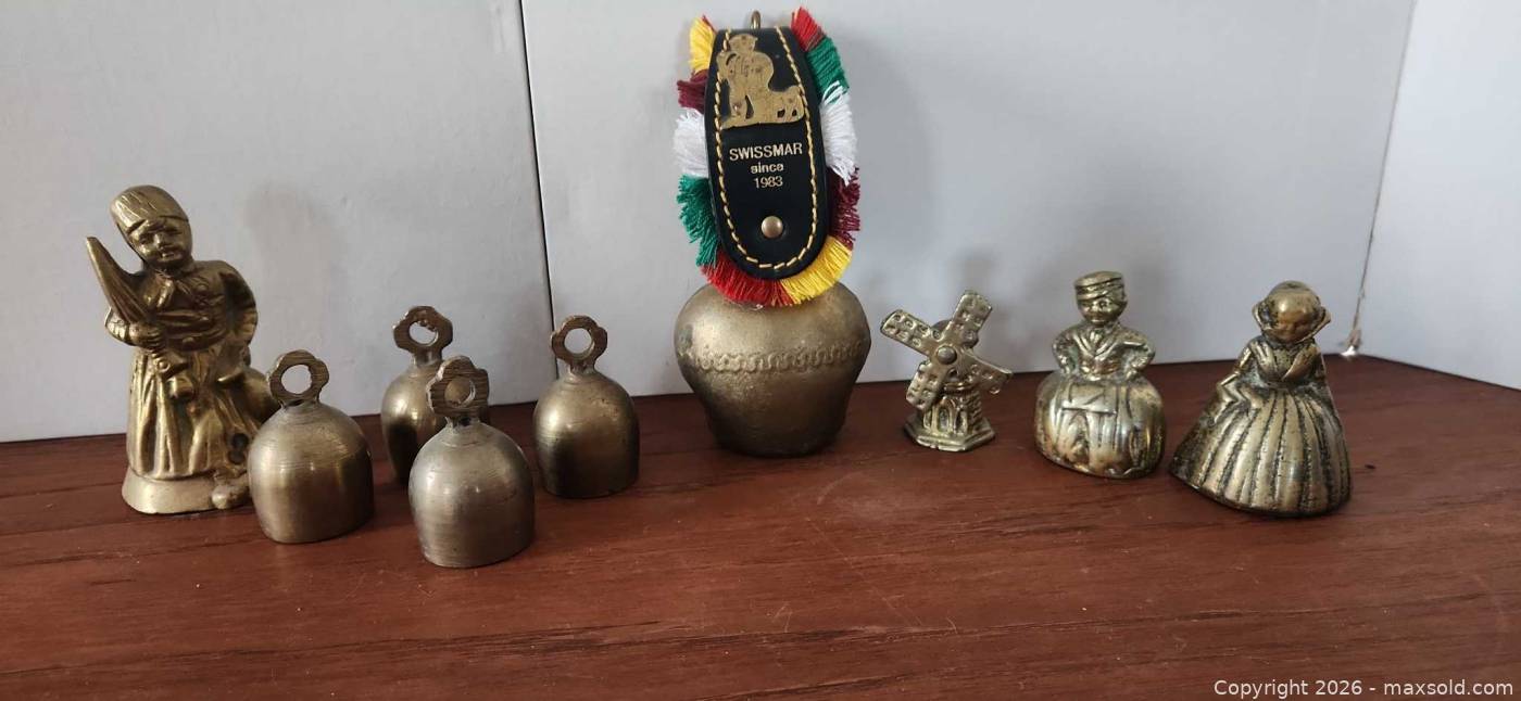 Brass Dutch Collectibles and Cowbells | Maxsold