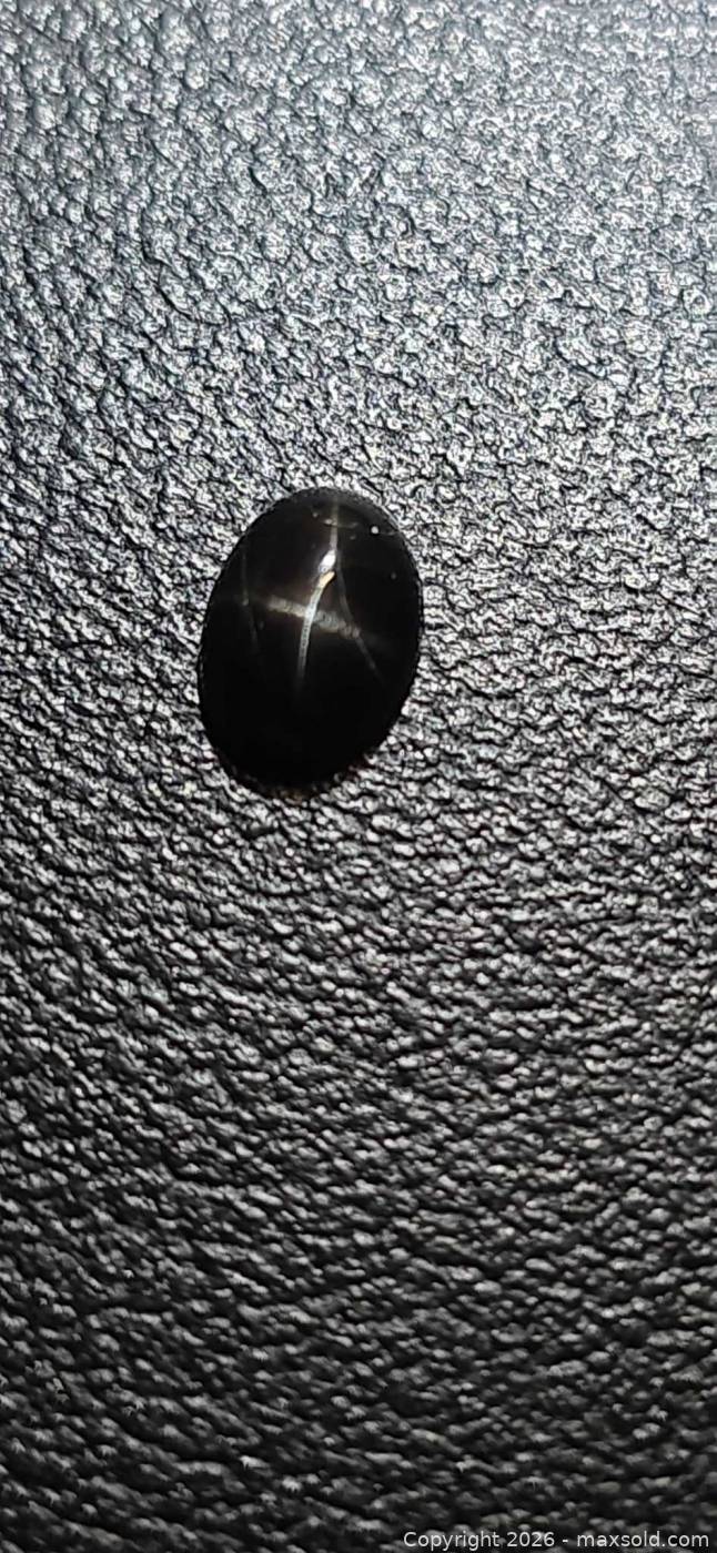 1.56ct Oval Black Star Diopside Gemstone | Maxsold