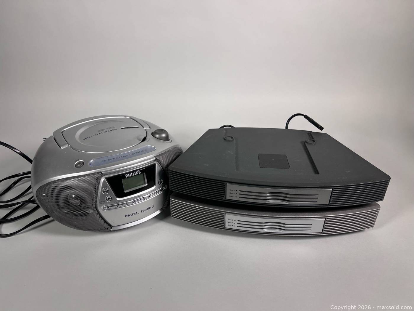 Bose Wave Multi-CD Changers & Philips Radio | Maxsold