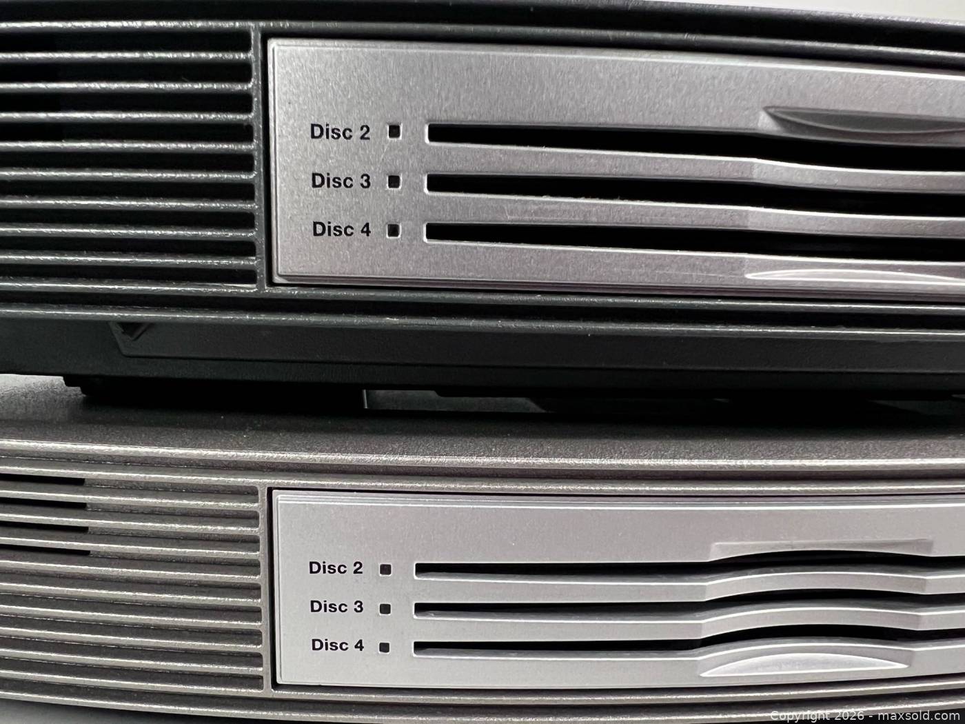 Bose Wave Multi-CD Changers & Philips Radio | Maxsold