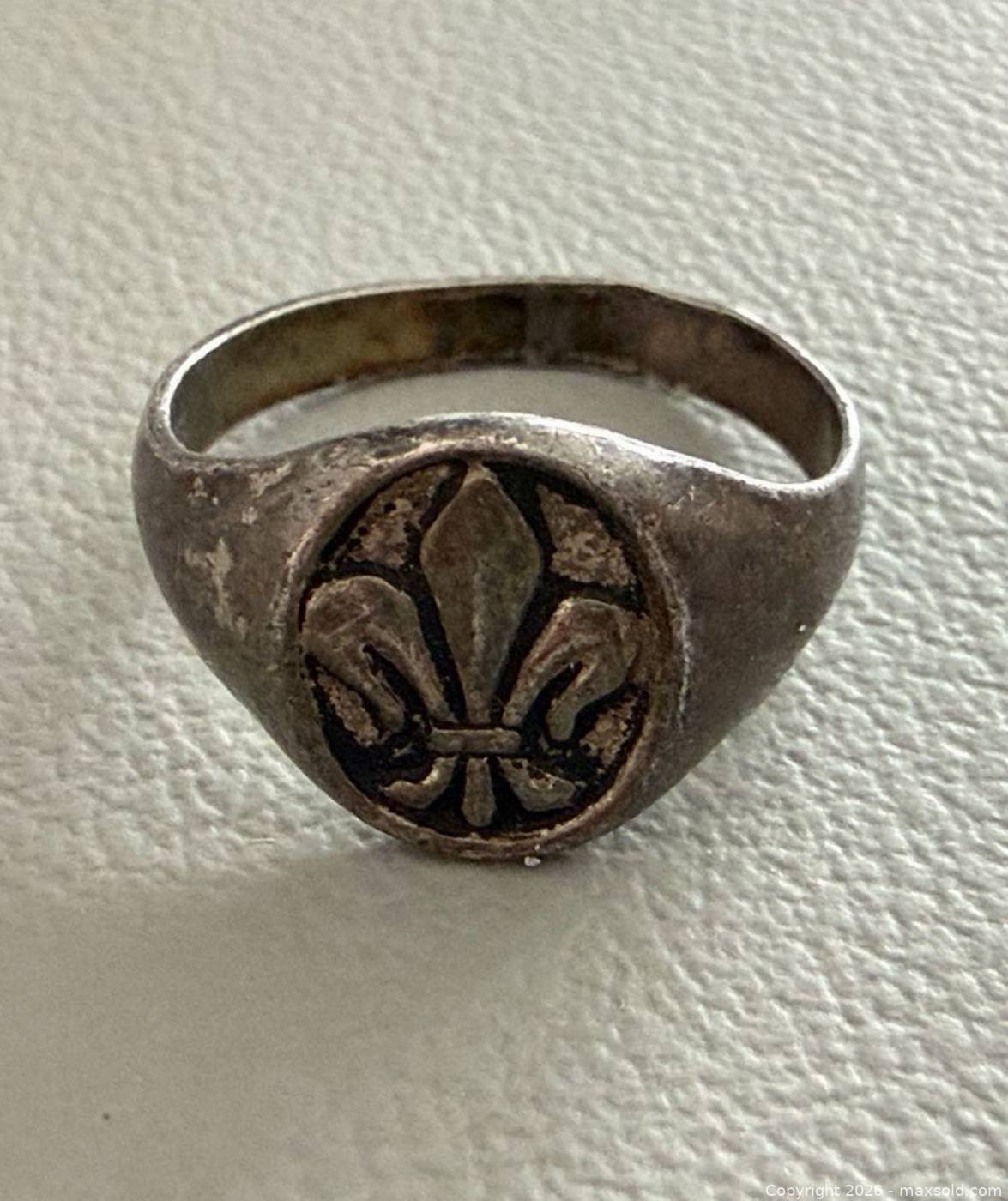 Vintage Silver Fleur de Lis Signet Ring Size 5.5 | Maxsold
