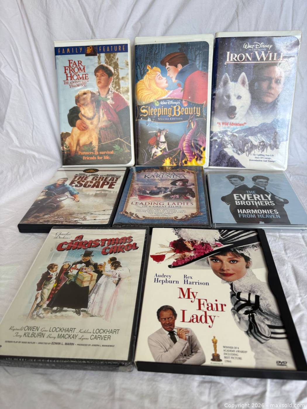 8 VHS And DVD Movies | Maxsold