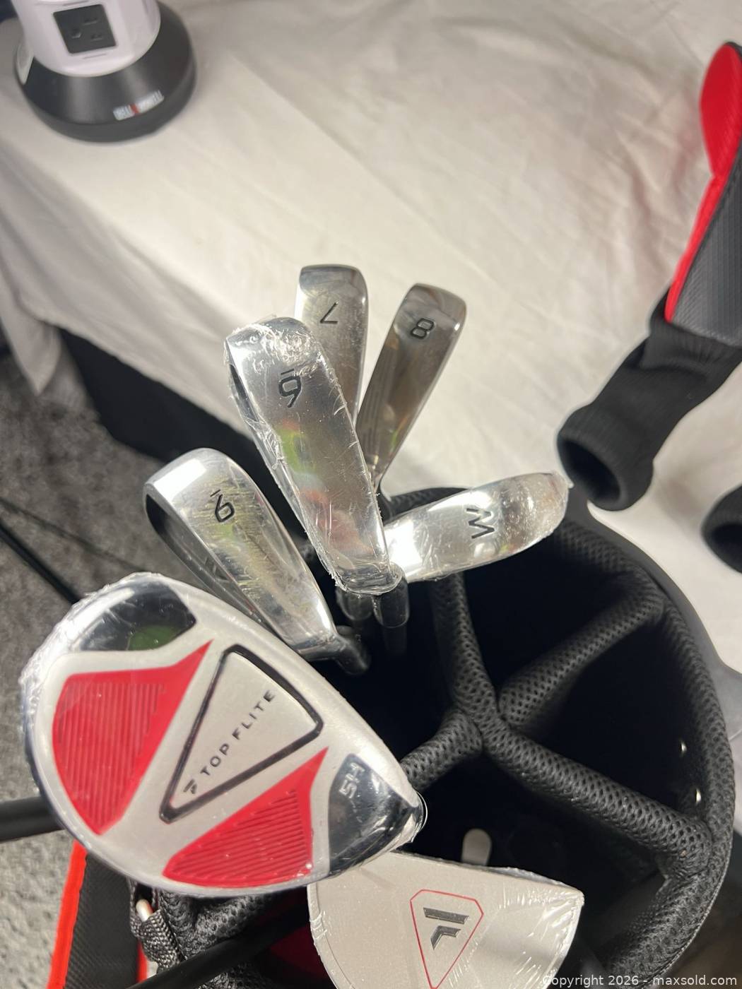 Top Flite complete golf club set with bag | Maxsold