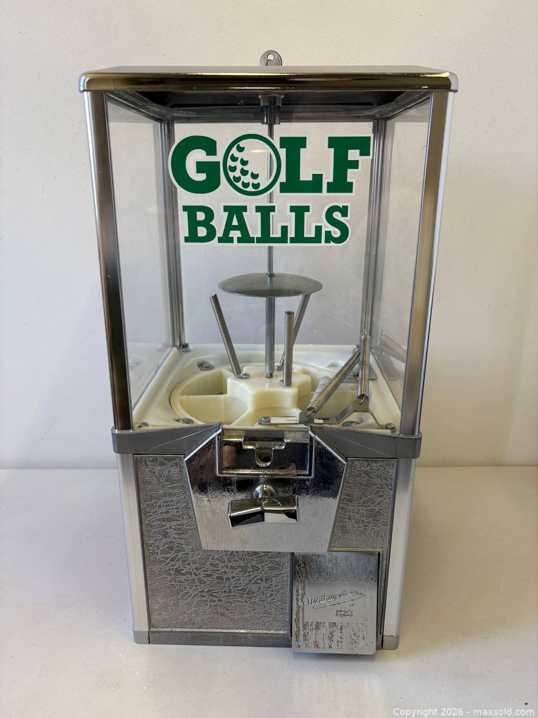 Vintage Northwestern Golf Ball Vending Machine | Maxsold