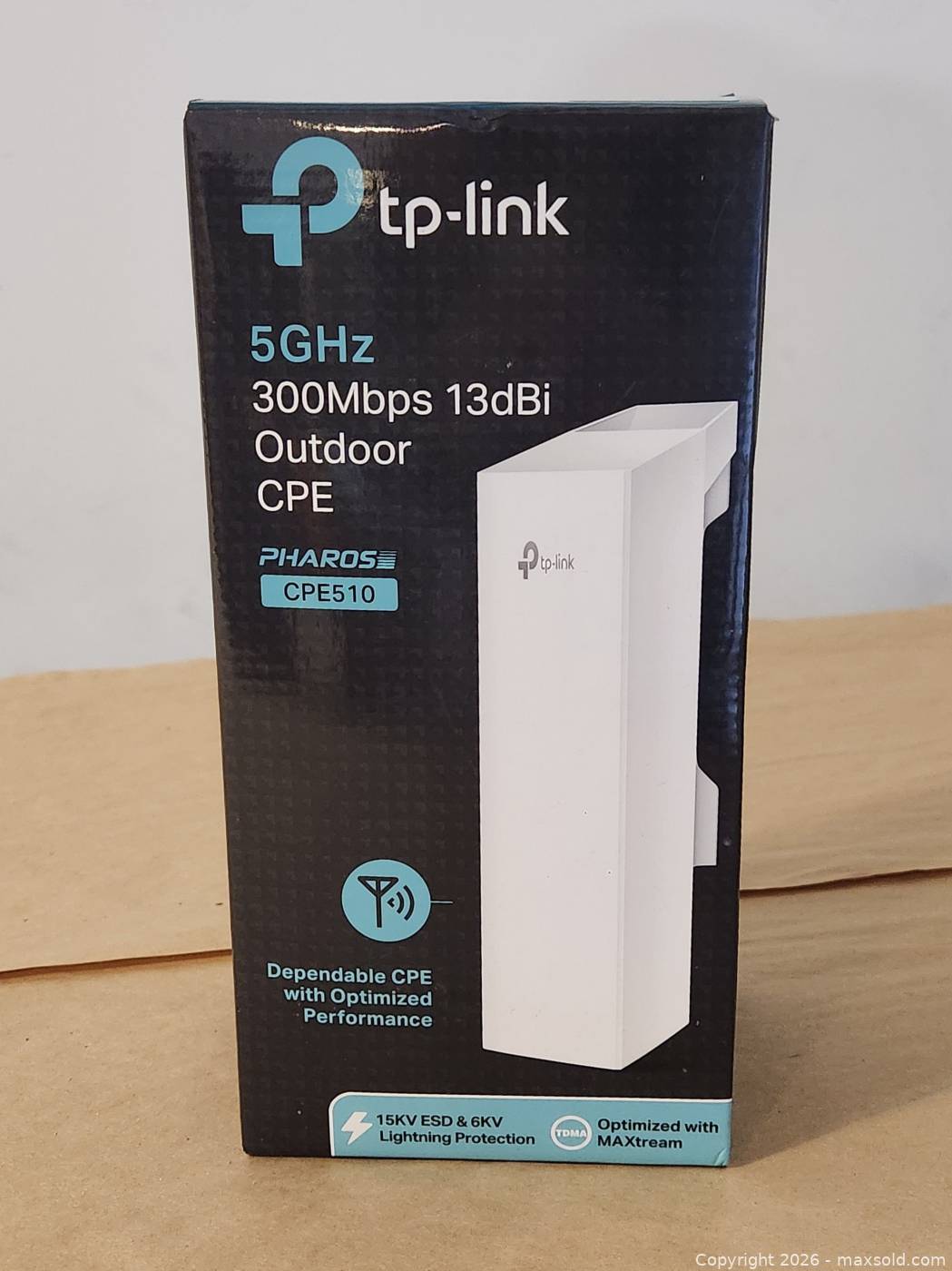 TP-Link 5GHz 300Mbps 13dBi Outdoor CPE CPE510 | Maxsold