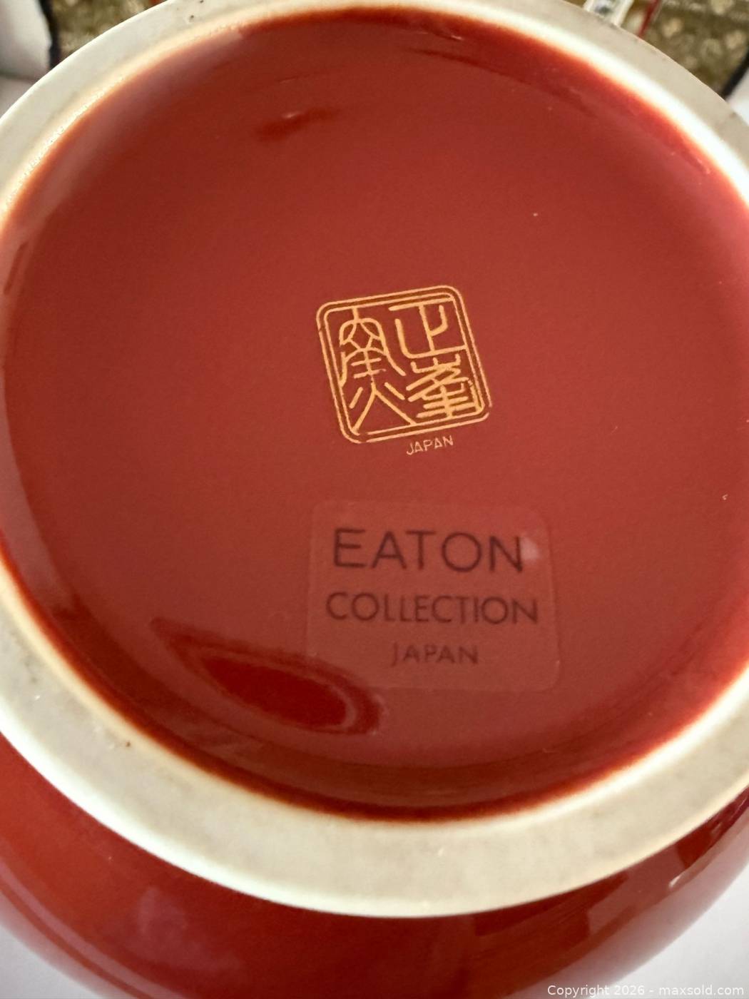 Eaton Collection Japanese Vase, Embroidered Silk Panels, Inro And ...