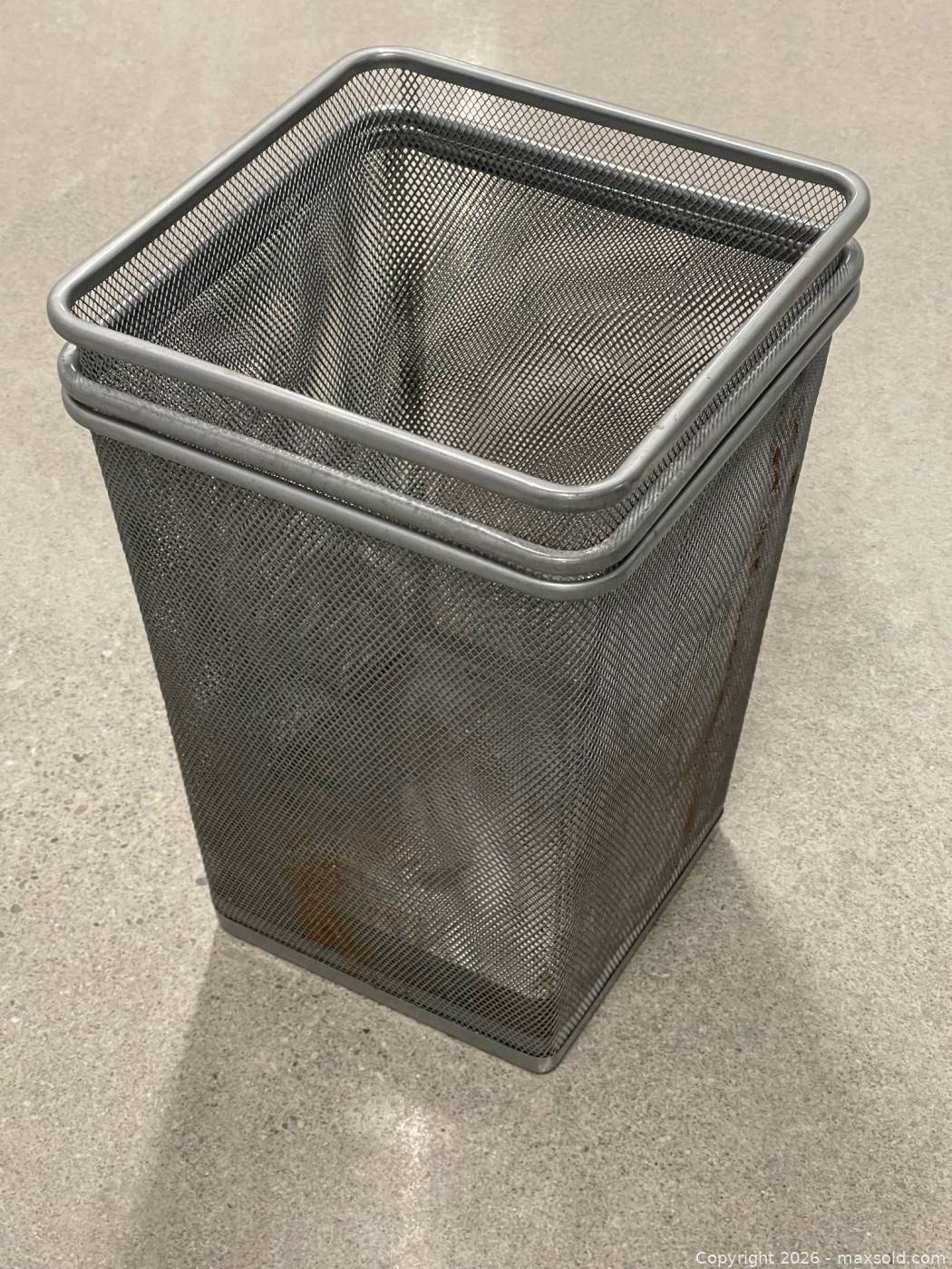 3 metal mesh office garbage bins | Maxsold