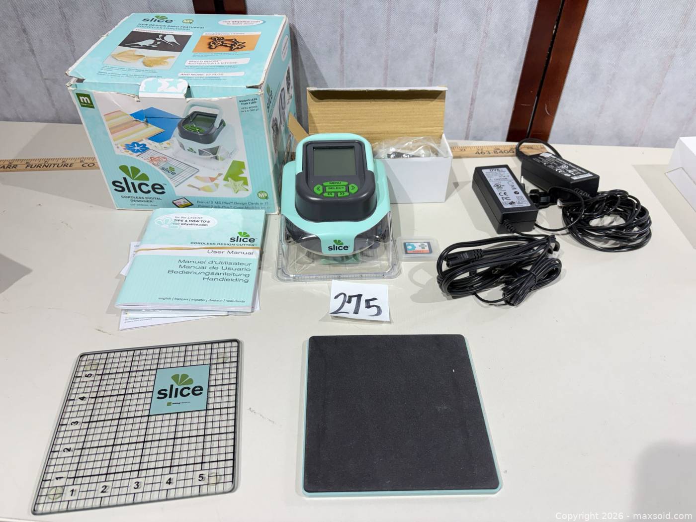 Slice cordless design cutter with accessories | Maxsold