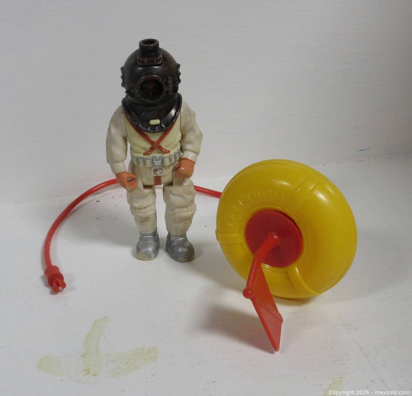 Fisher-Price diver, rescue dolphin, sea sled | Maxsold