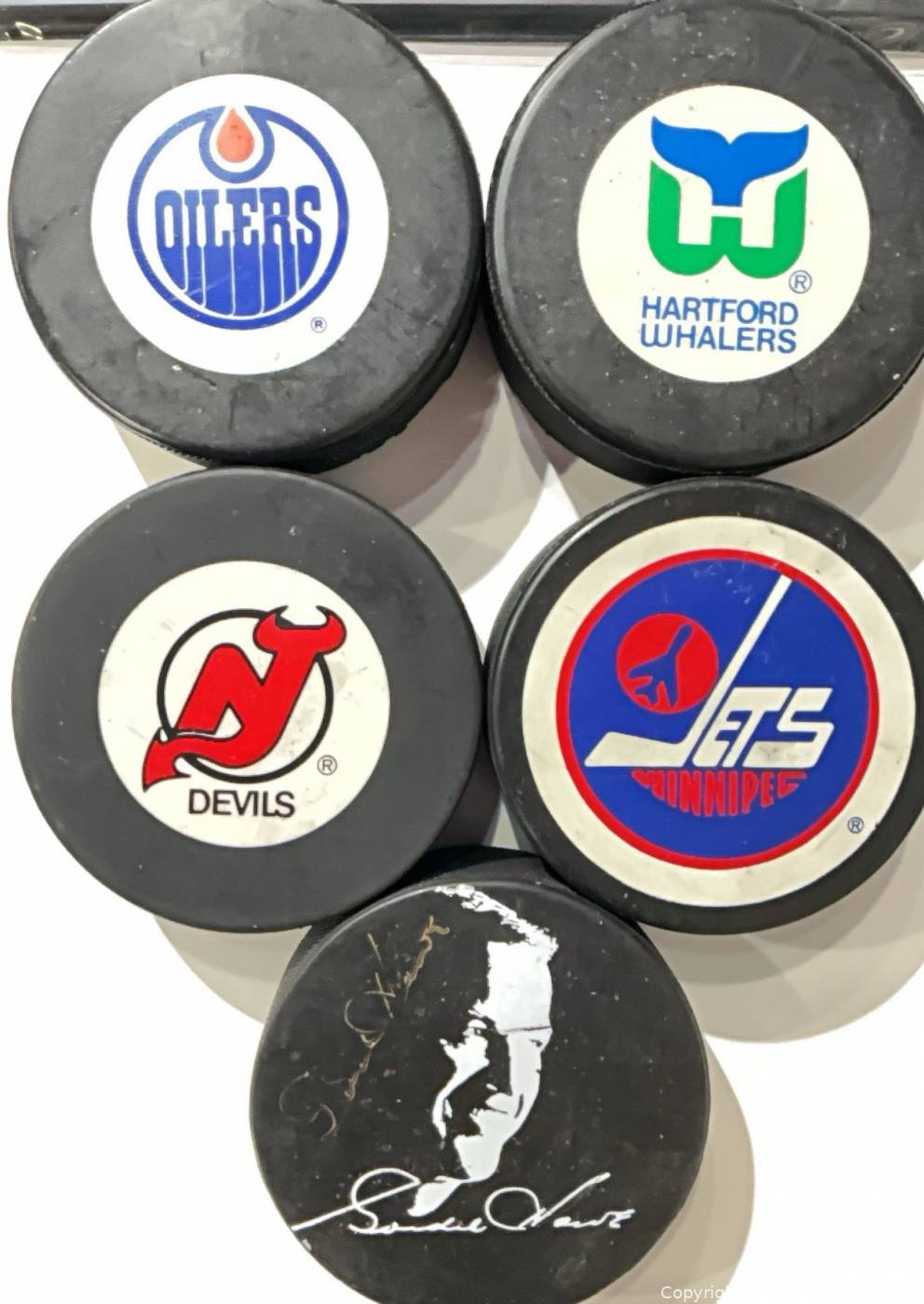 NHL Team Pucks & Player Coins, 11-Piece | Maxsold