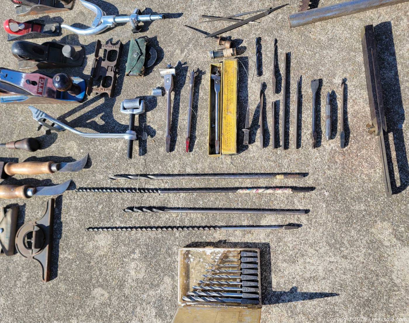 Woodworking planes, blades, drill bits & hand tools | Maxsold
