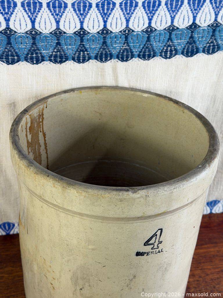 Medalta 4-Imperial Gallon Stoneware Crock | Maxsold