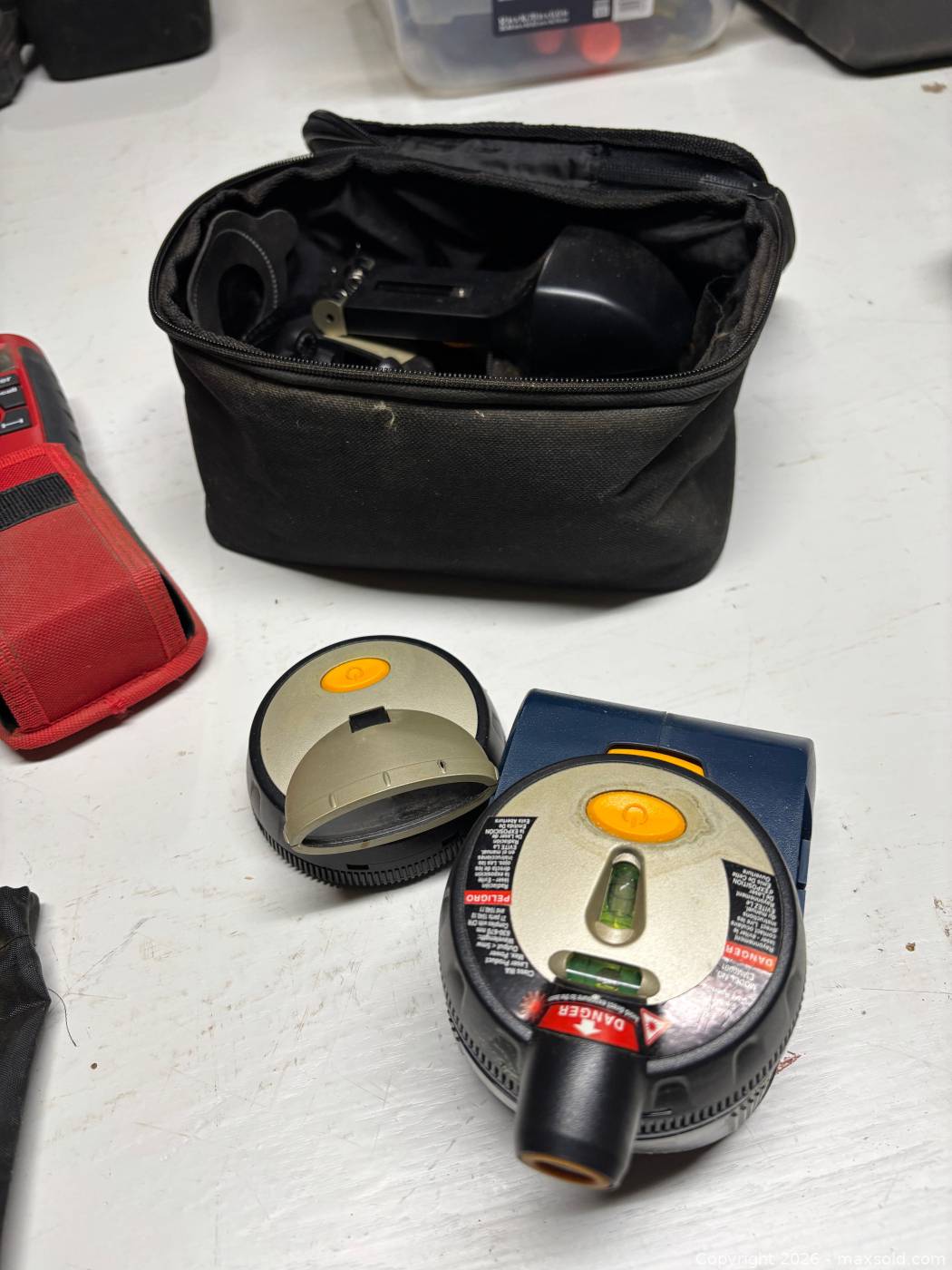 Craftsman Laser Distance Meter & Strait-Line Laser Tools | Maxsold