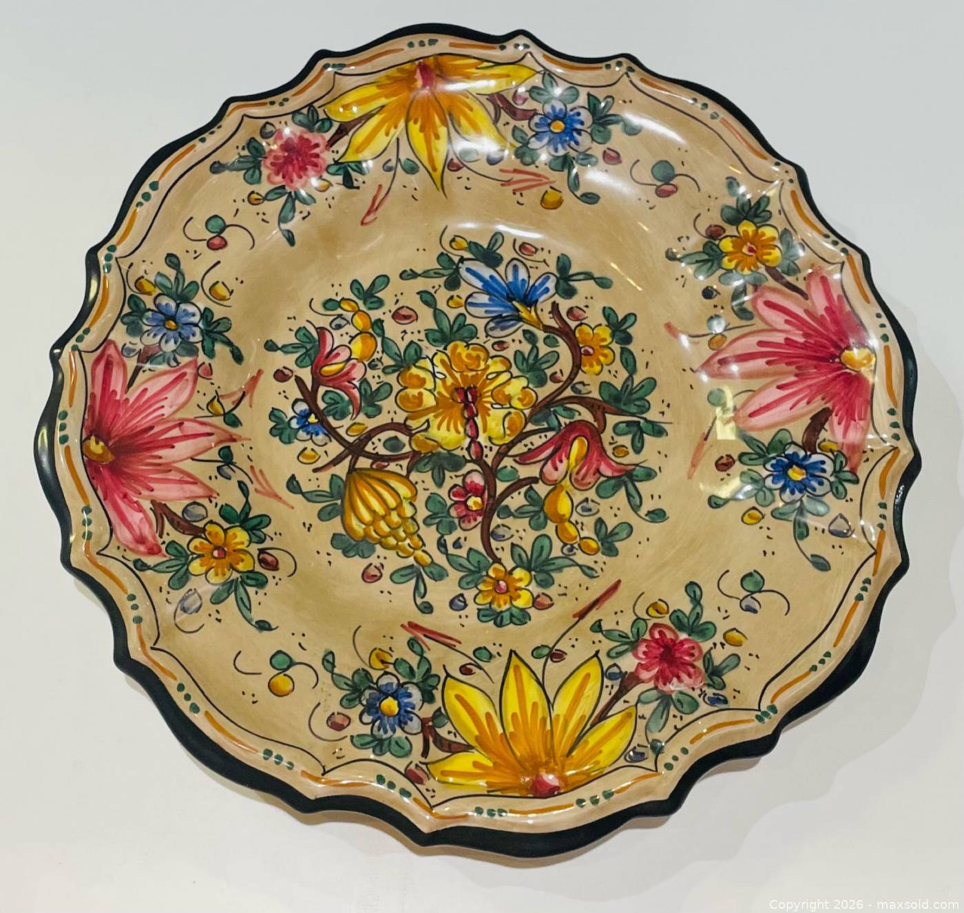 Italian Baffoni hand-painted plate & signed Tonala blue bird vase | Maxsold